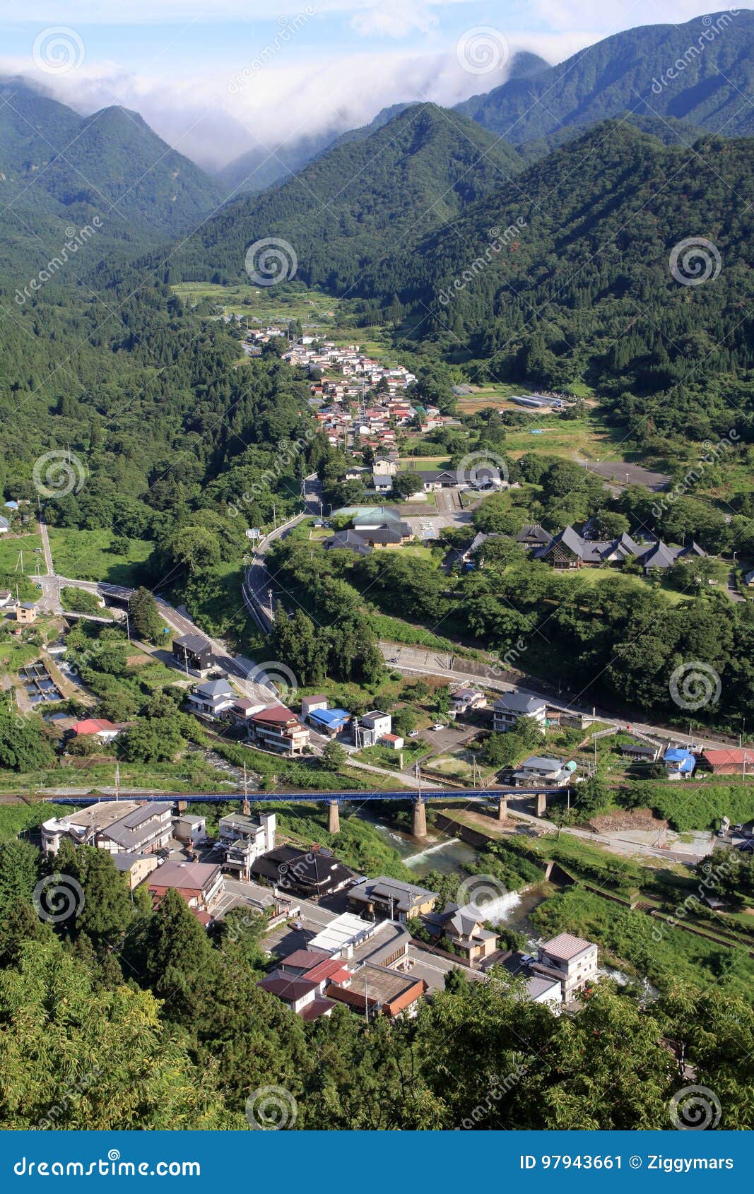 Vista Da Yamadera in Yamagata, Giappone Immagine Stock - Immagine di ...