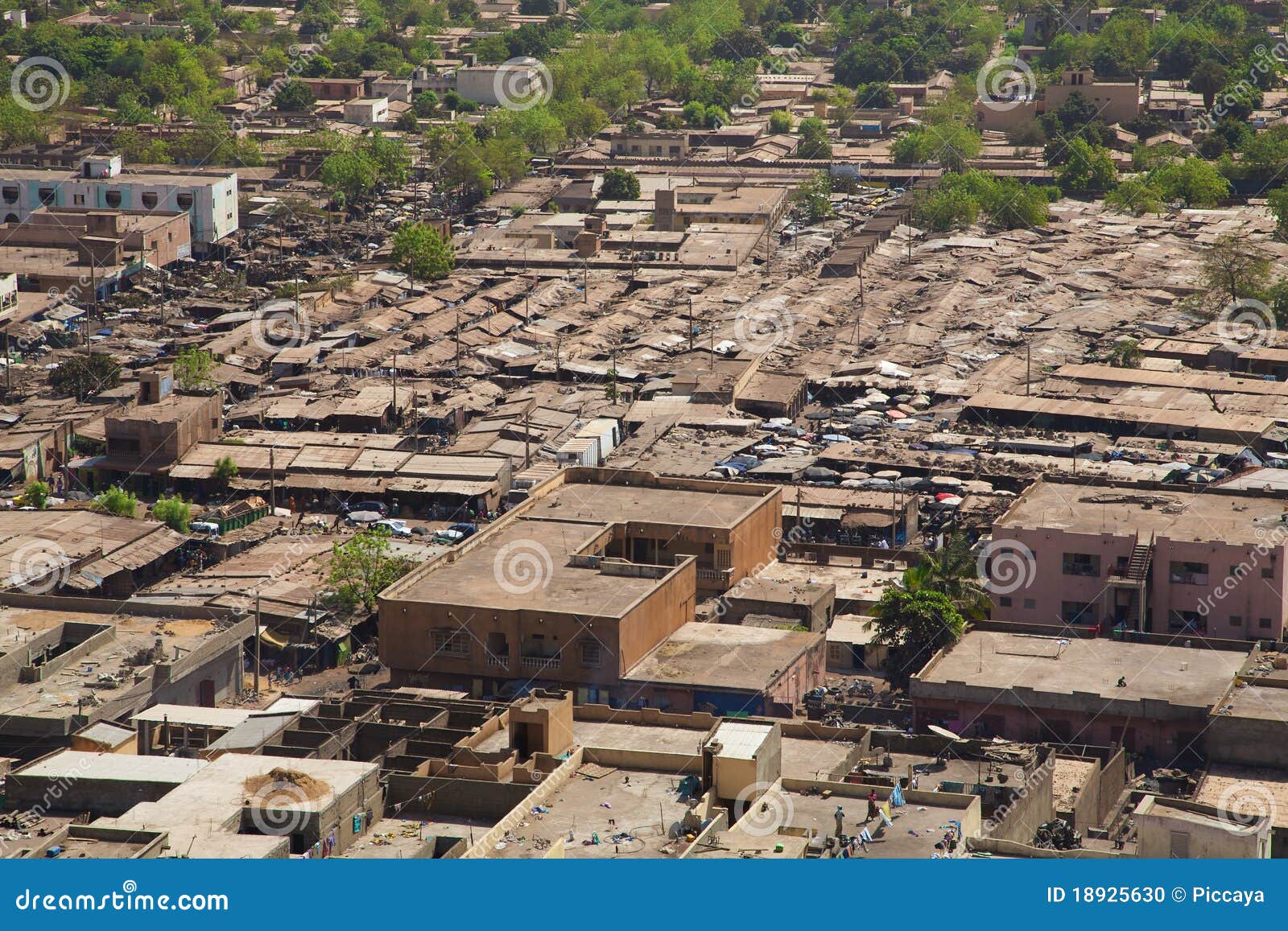 Vista de Bamako a cidade foto de stock. Imagem de bamako - 18925630