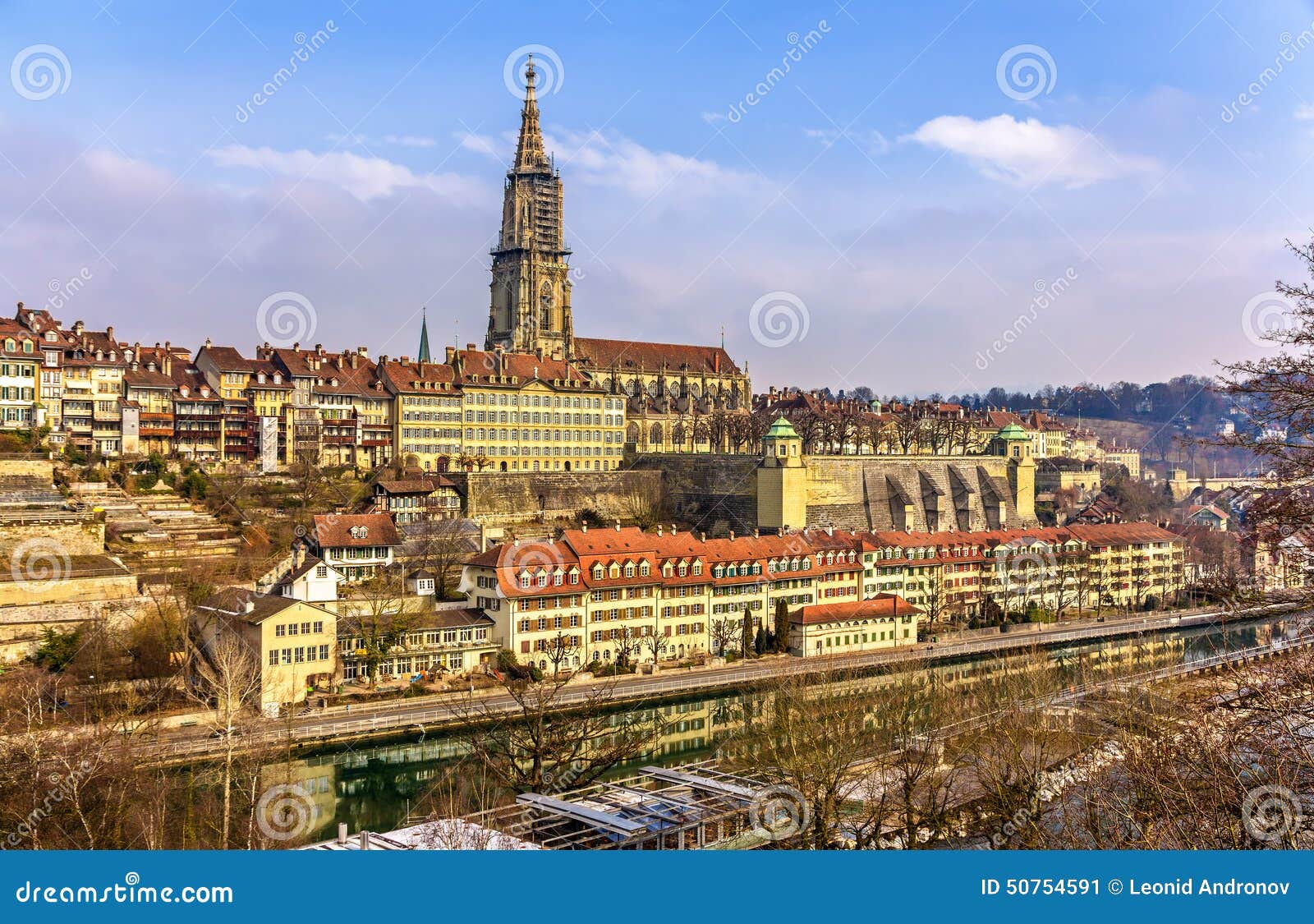 Vista De Berna Con Su Munster Imagen de archivo - Imagen de suiza ...