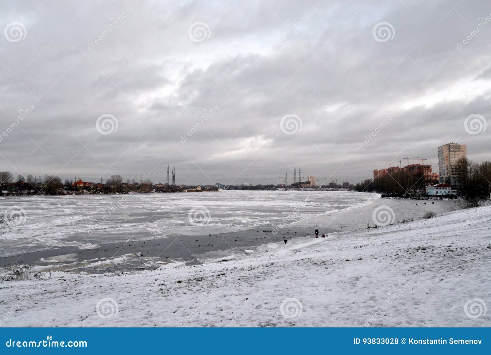 Vista Do Rio De Neva No Inverno Foto de Stock - Imagem de rural ...