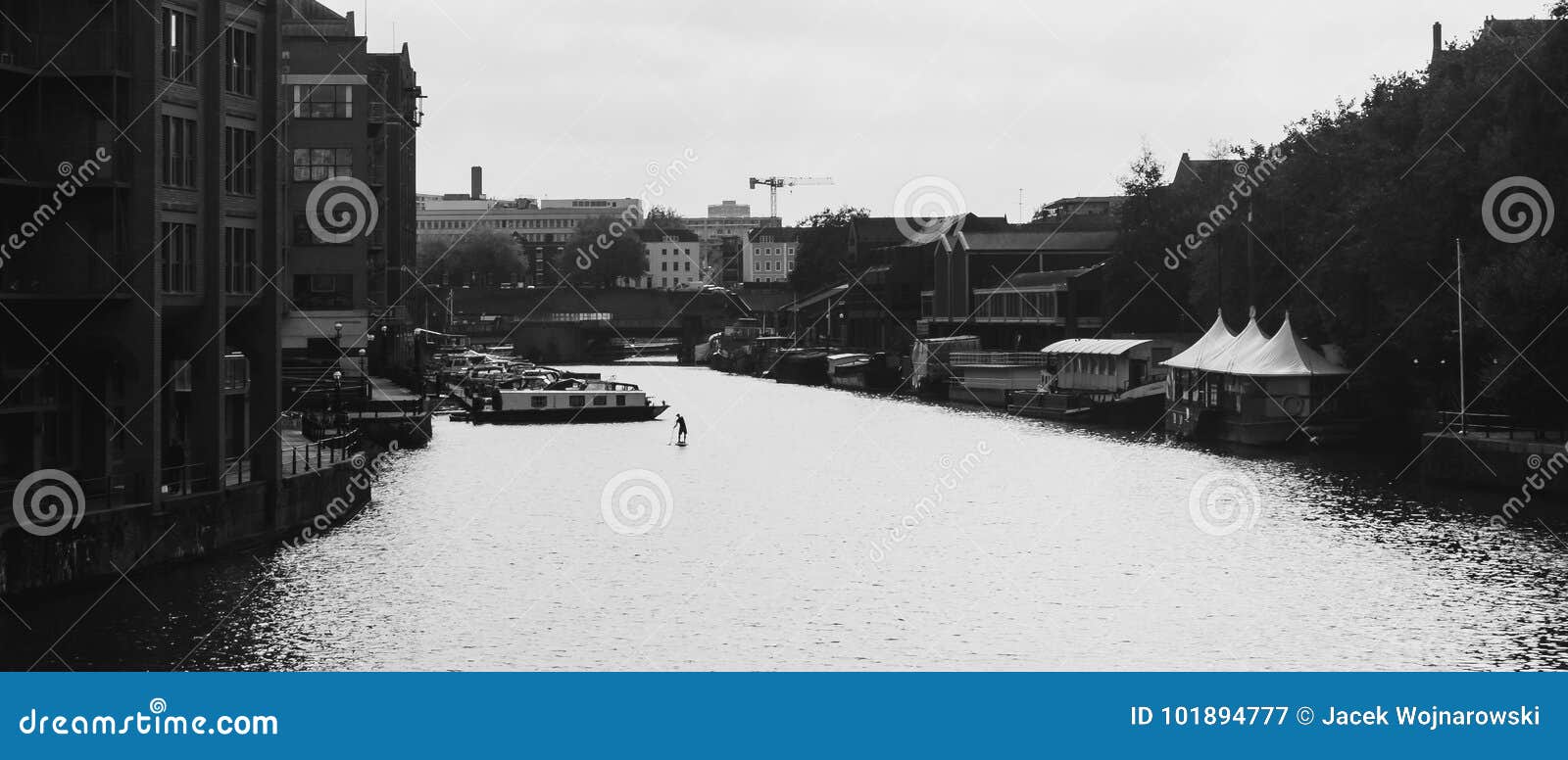 Vista Sobre O Rio Avon De Bristol Bridge Imagem de Stock - Imagem de ...