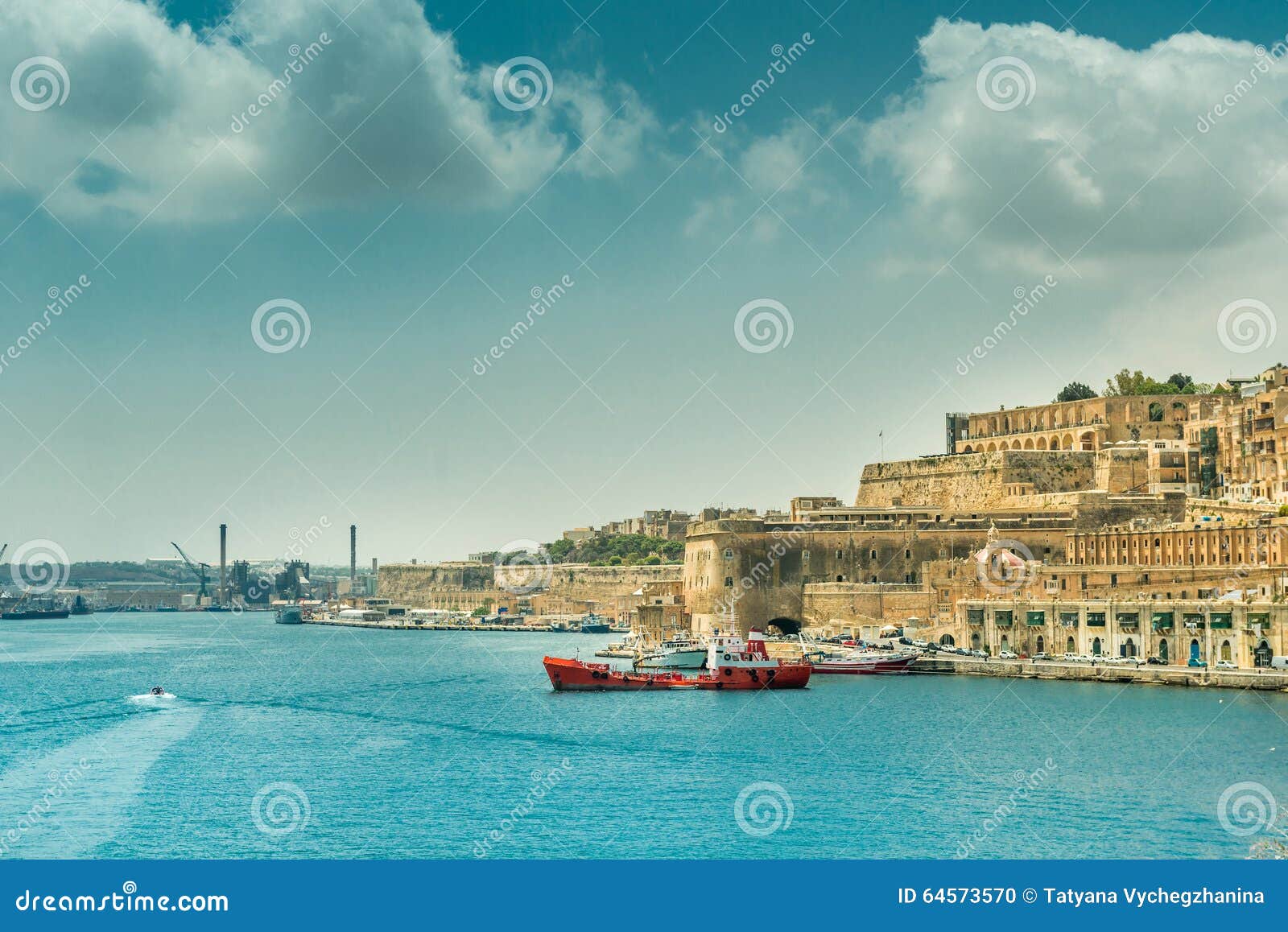 Vista Su La Valletta Dal Mare a Malta Fotografia Stock - Immagine di ...