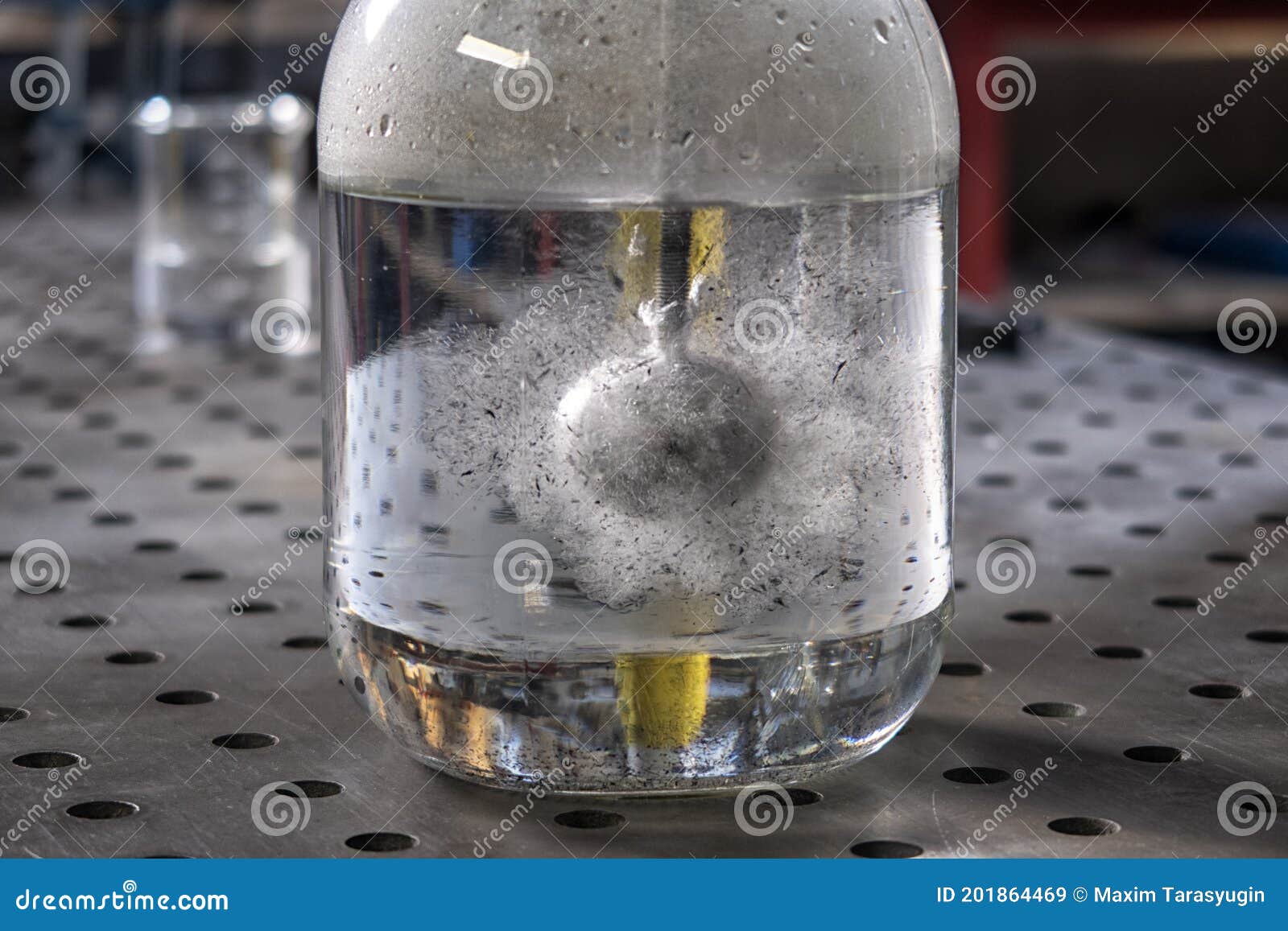 Visual Experiments in Physics and Chemistry from the School Curriculum ...