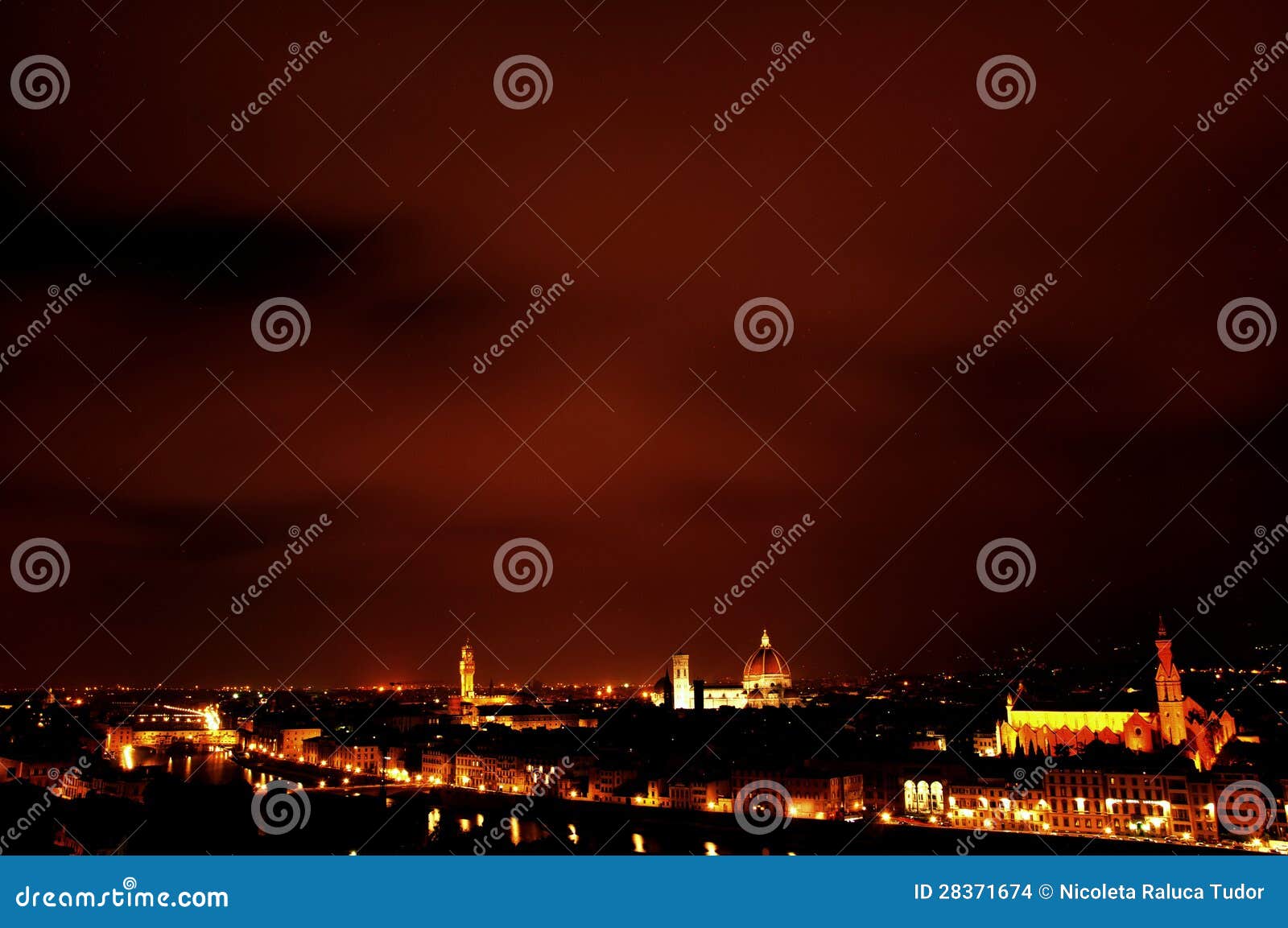 Vita Di Notte a Firenze, Italia Immagine Stock Editoriale - Immagine di ...