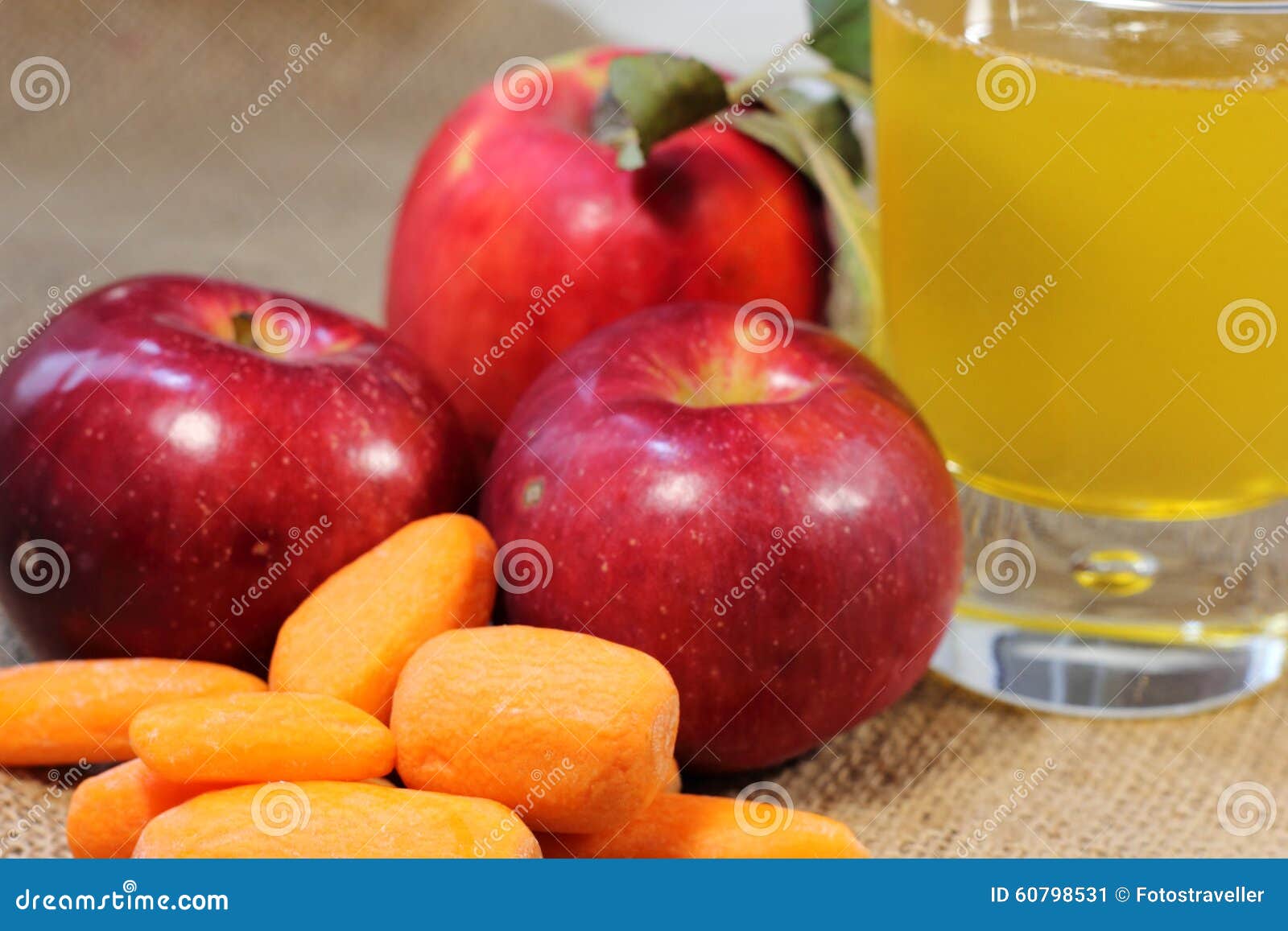 Vitaminsaft stockbild. Bild von jahreszeit, nave, getränk - 60798531
