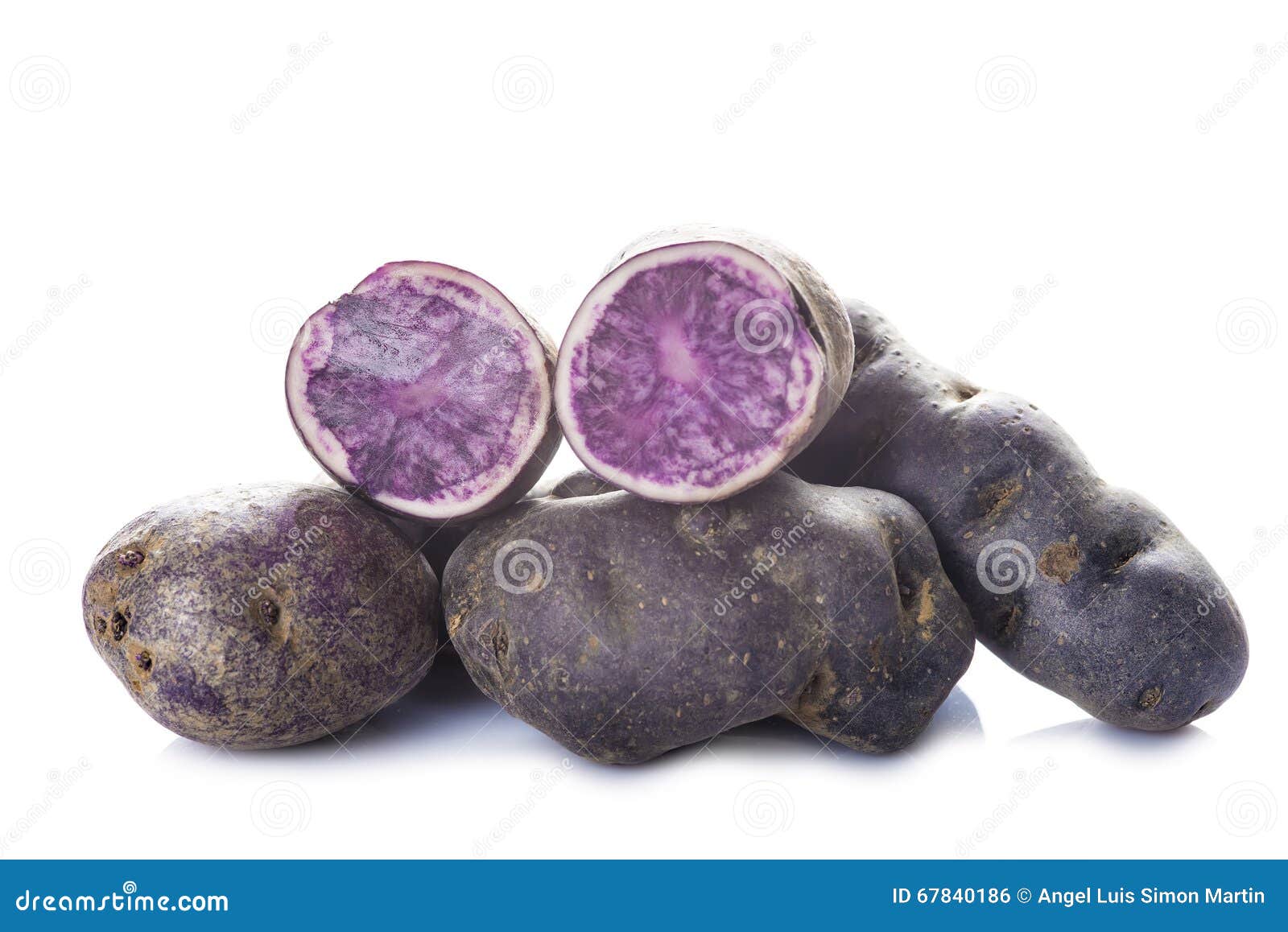 Vitelotte Ou Batatas Azul-violetas Foto de Stock - Imagem de fresco ...