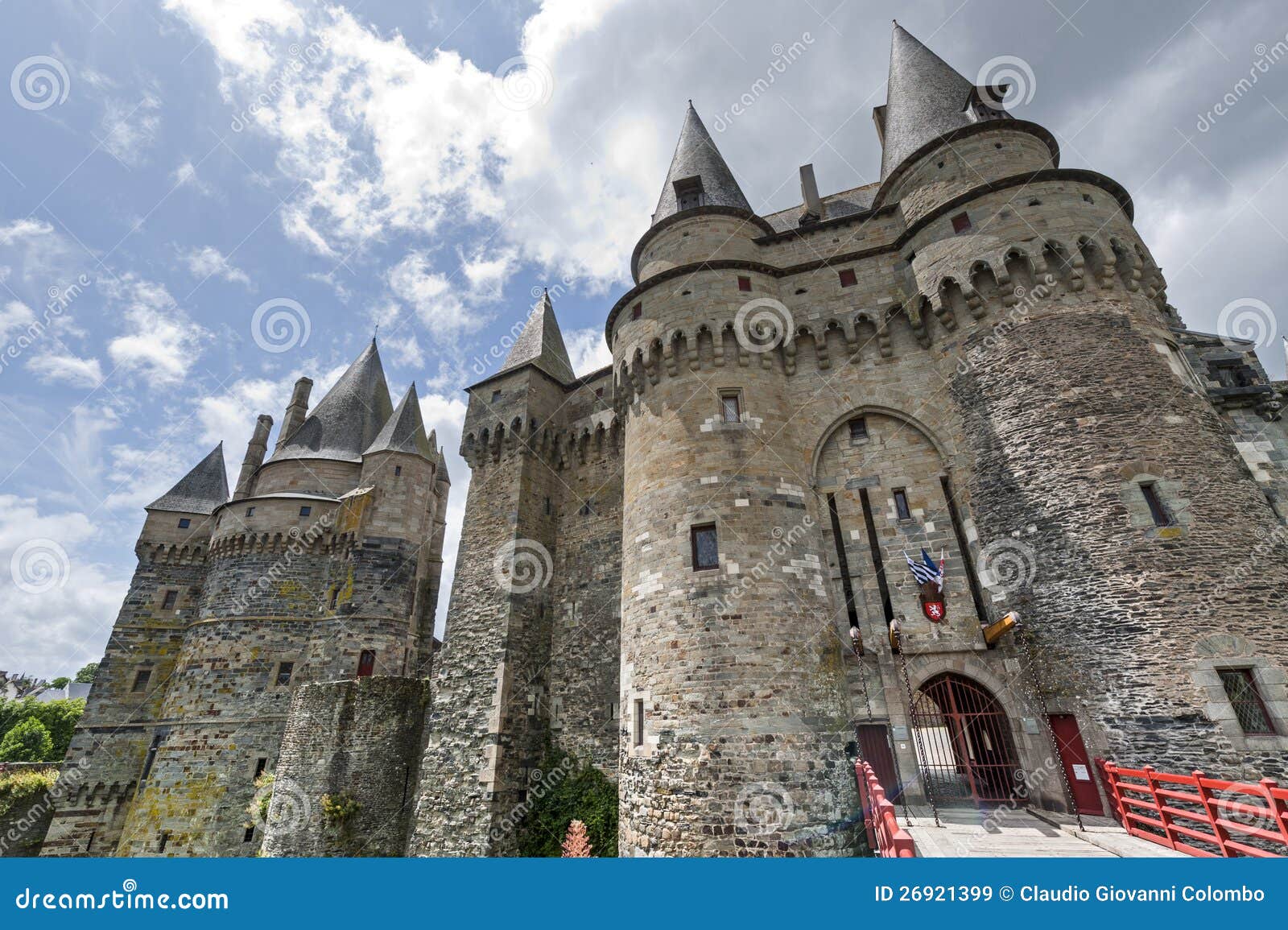 Vitre, Brittany, castle stock image. Image of europe - 26921399