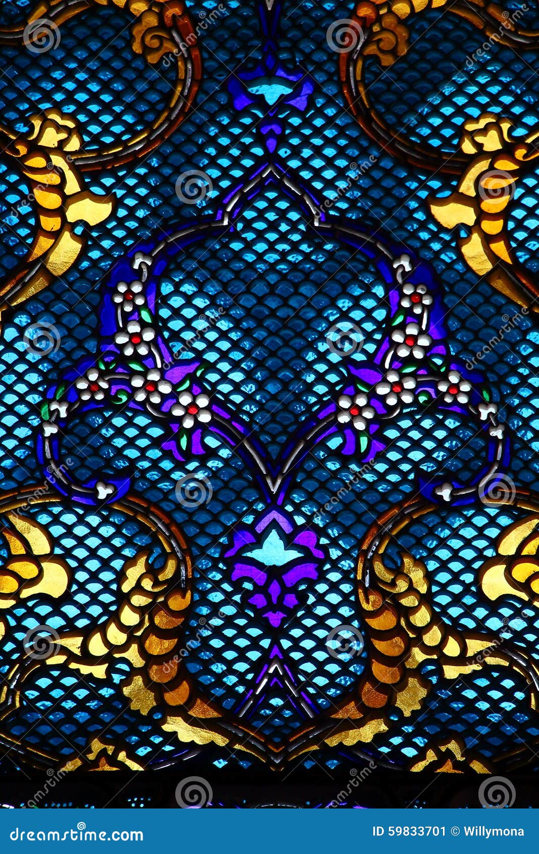 Vitreau immagine stock. Immagine di cristalleria, dorato - 59833701