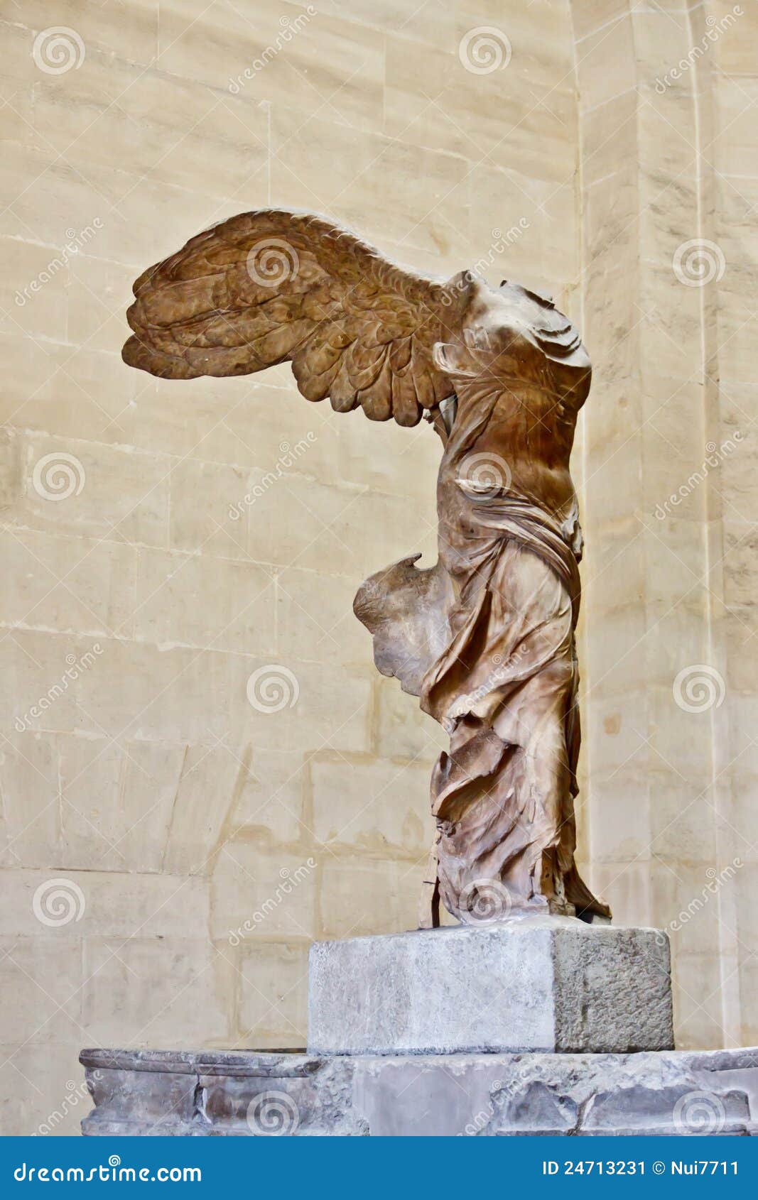 Vittoria Alata Di Samothrace 1 Fotografia Editoriale - Immagine di ...
