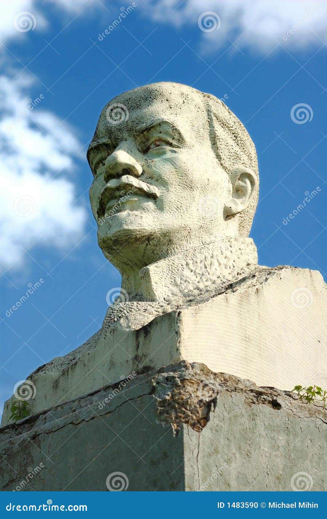 Vladimir Lenin. Statue stock photo. Image of dress, deceit - 1483590
