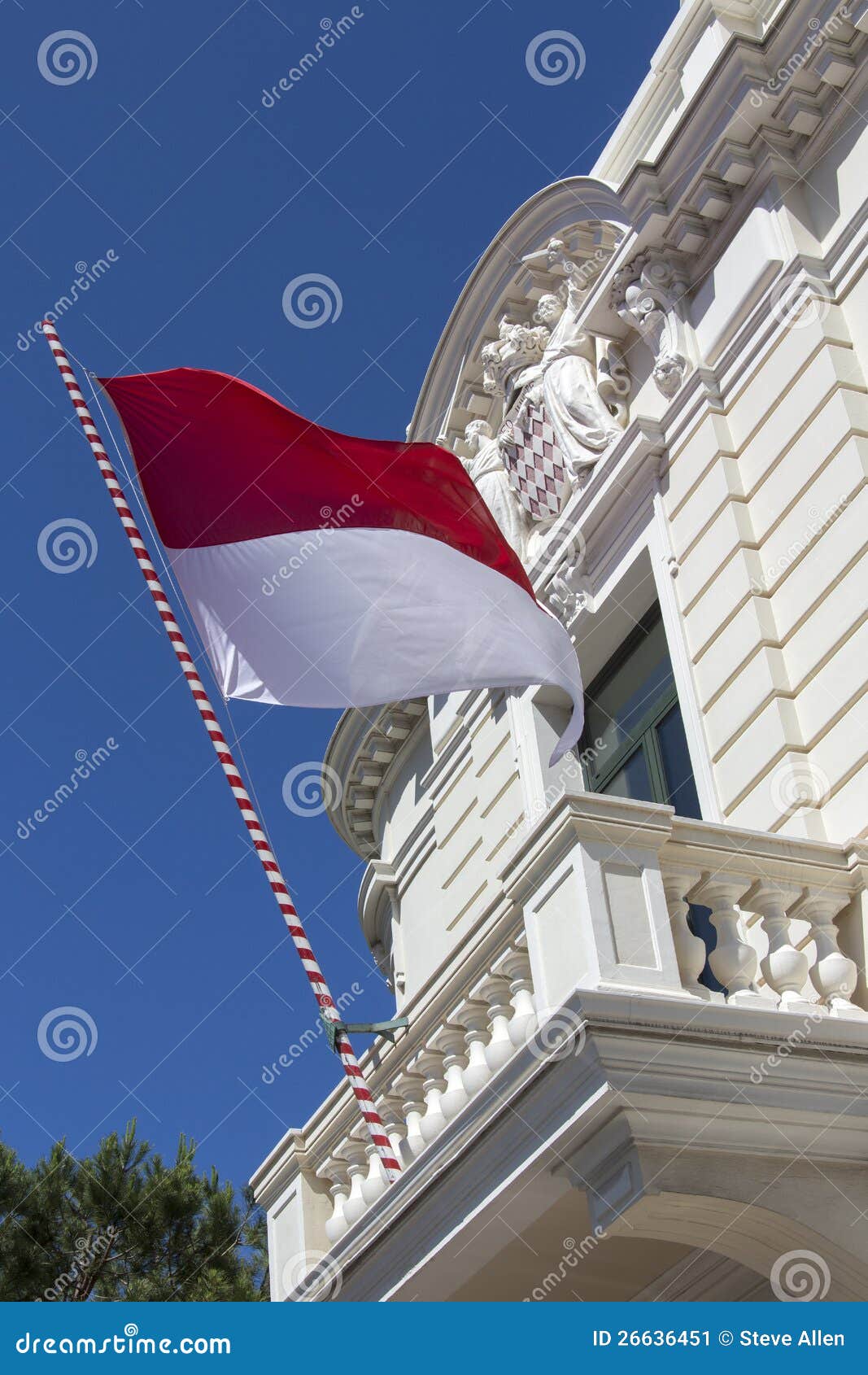 Vlag van Monaco stock afbeelding. Image of riviera, genaturaliseerd ...