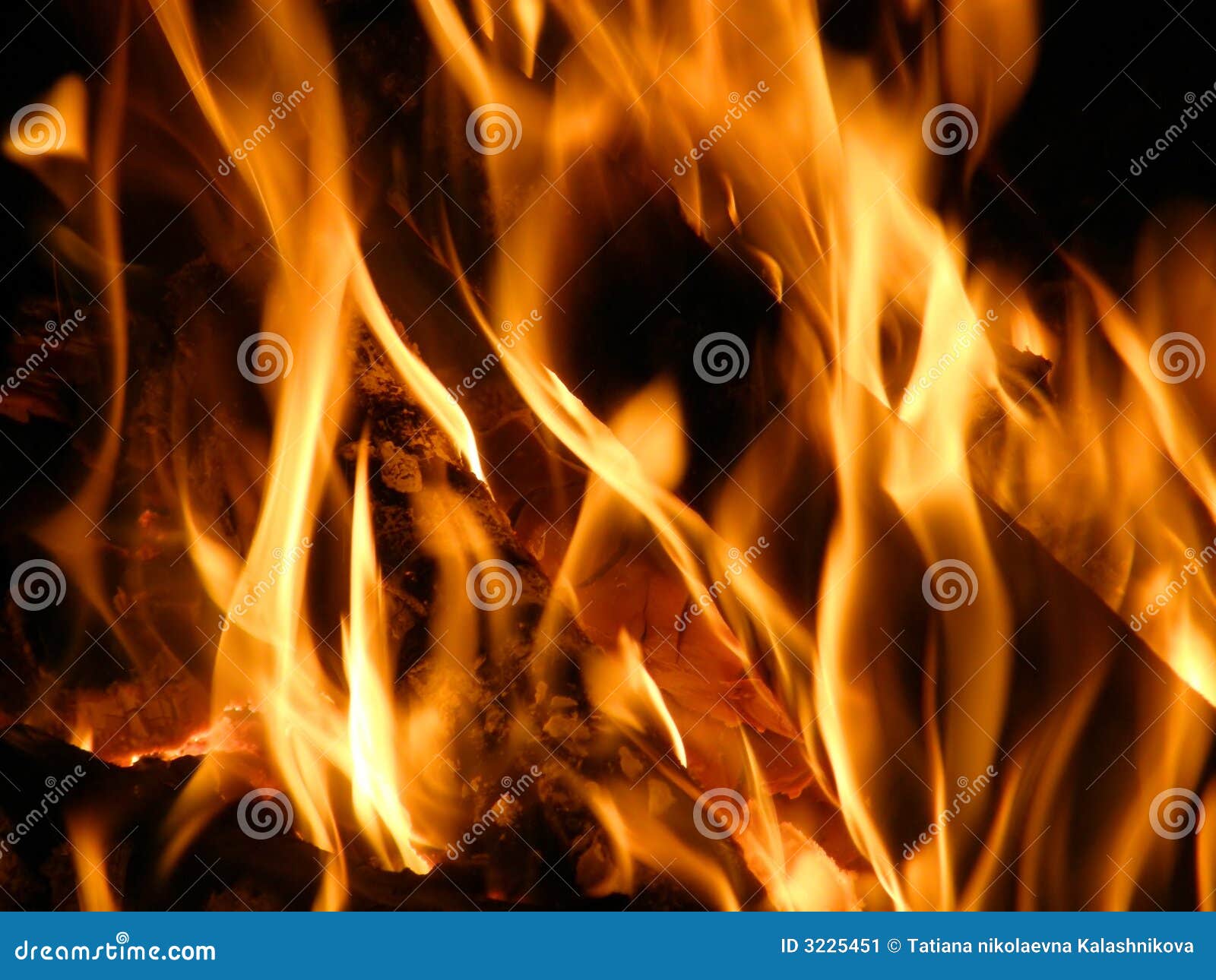 Vlammen of brand stock afbeelding. Image of koken, zwart - 3225451