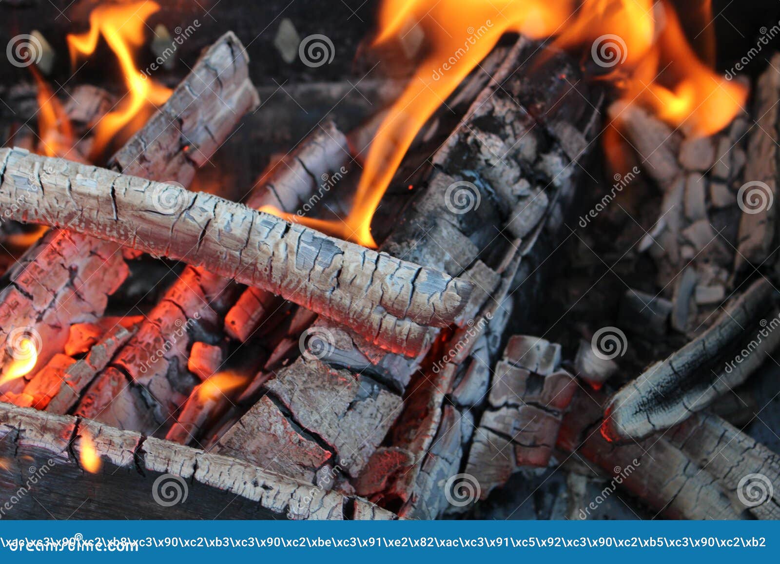 Vlammen van Brand stock foto. Image of fervent, geel - 76172742