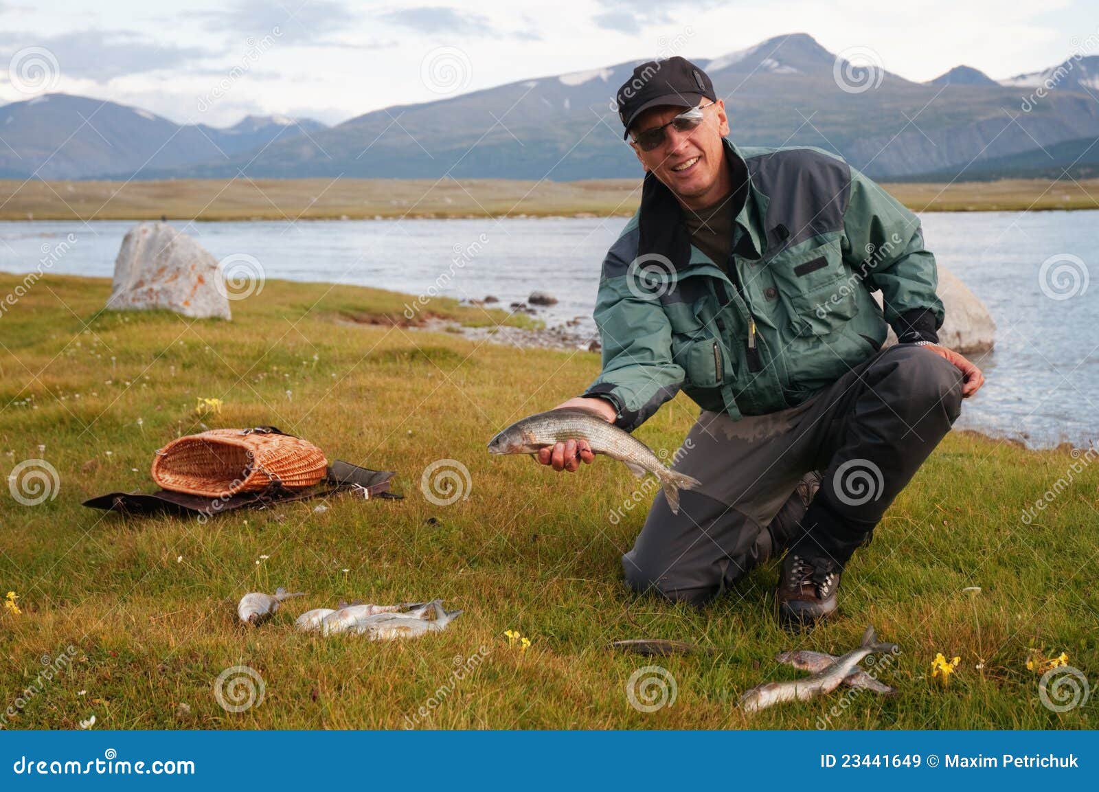 Vlieg die in Mongolië vist stock afbeelding. Image of lijn - 23441649