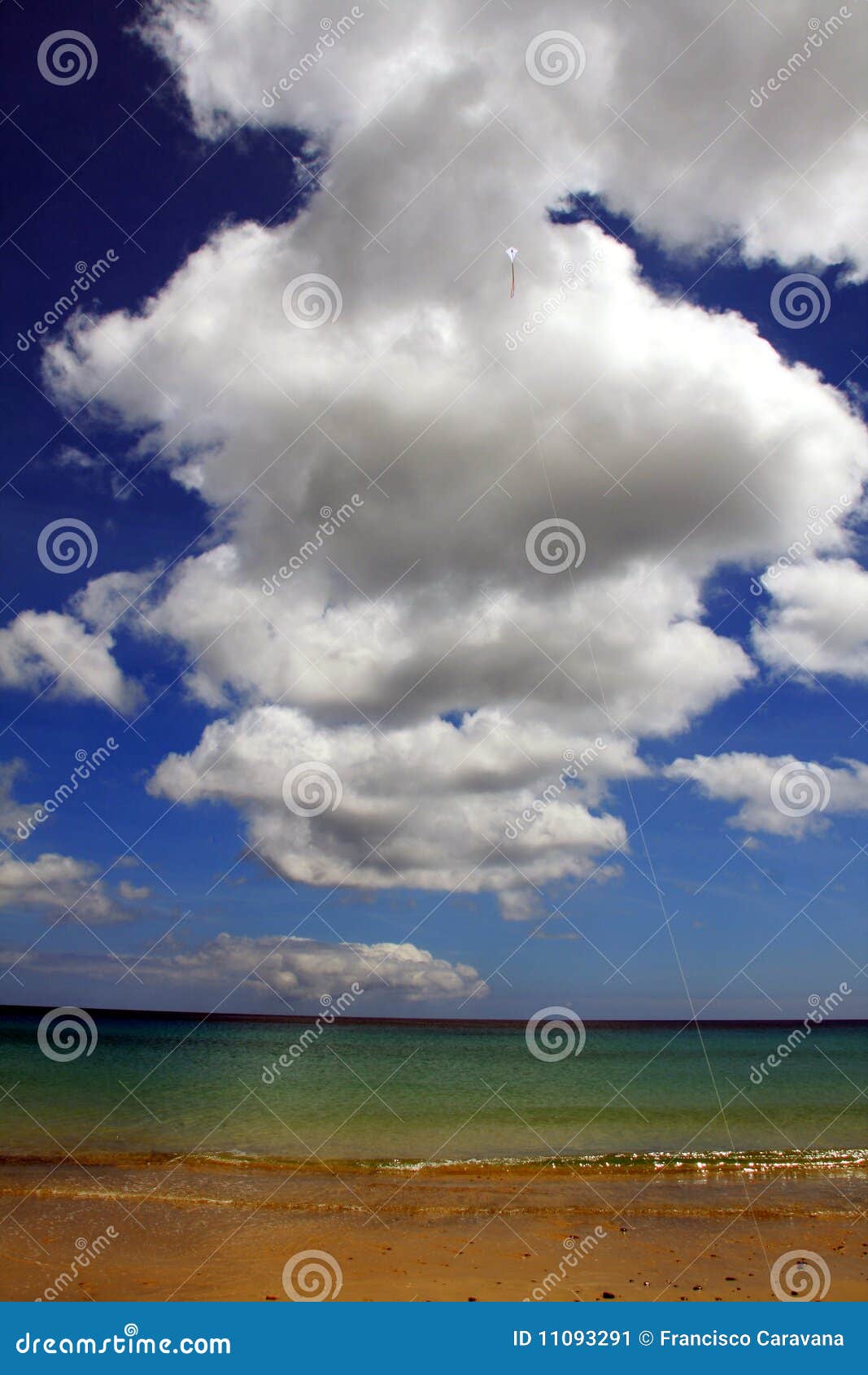 Vlieger En Porto Santo Strand Stock Afbeelding - Image of kustlijn ...