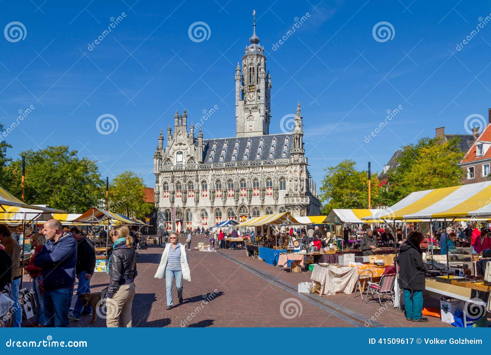 Vlooienmarkt middelburg redactionele fotografie. Image of markt - 41509617