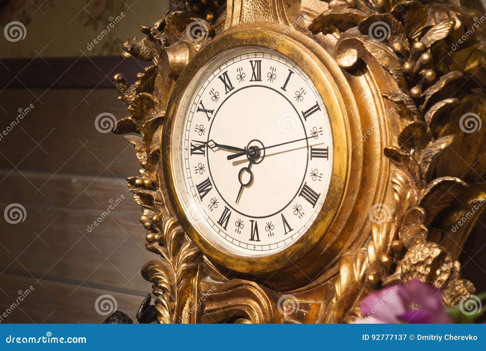 Vntage clock stock image. Image of chamber, apartment - 92777137