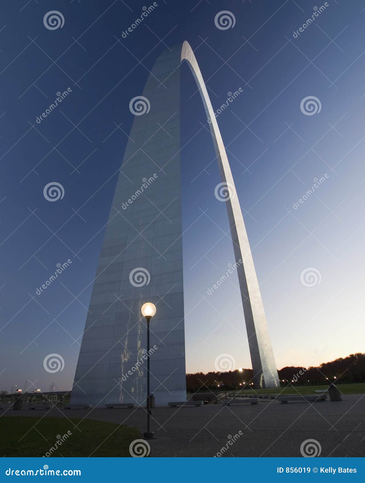 Voûte du Gateway C26 image stock. Image du ouvert, nationale - 856019