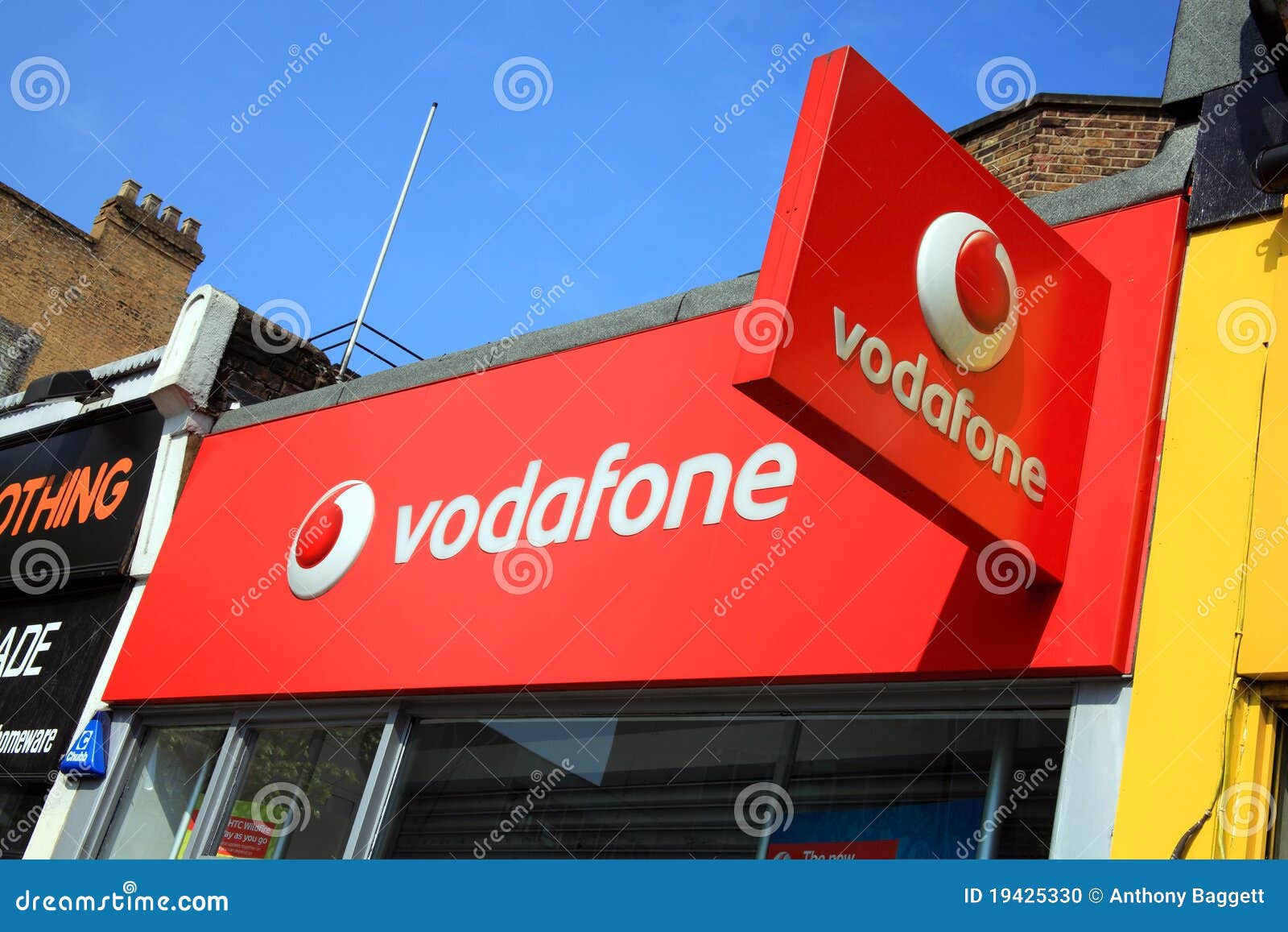 Vodafone Logo Advertising Sign Editorial Image - Image of advertisement ...
