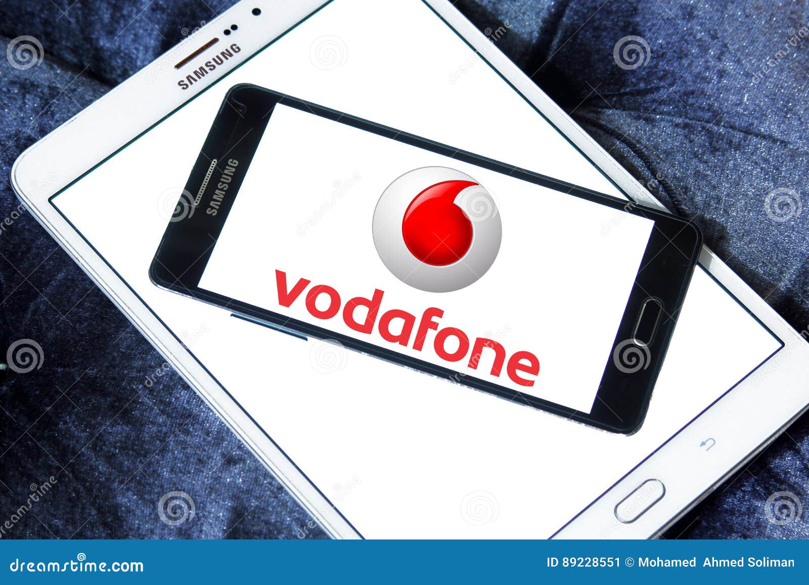Vodafone Mobile Operator Logo Editorial Photo - Image of brands ...