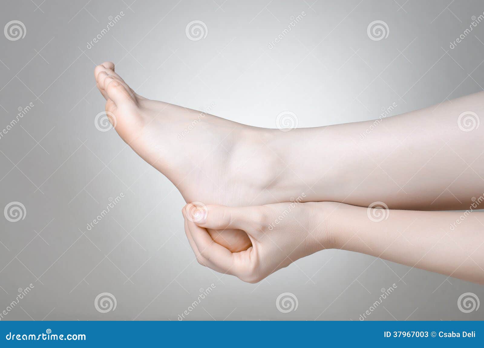 Voetpijn stock afbeelding. Image of verwond, ontsteking - 37967003