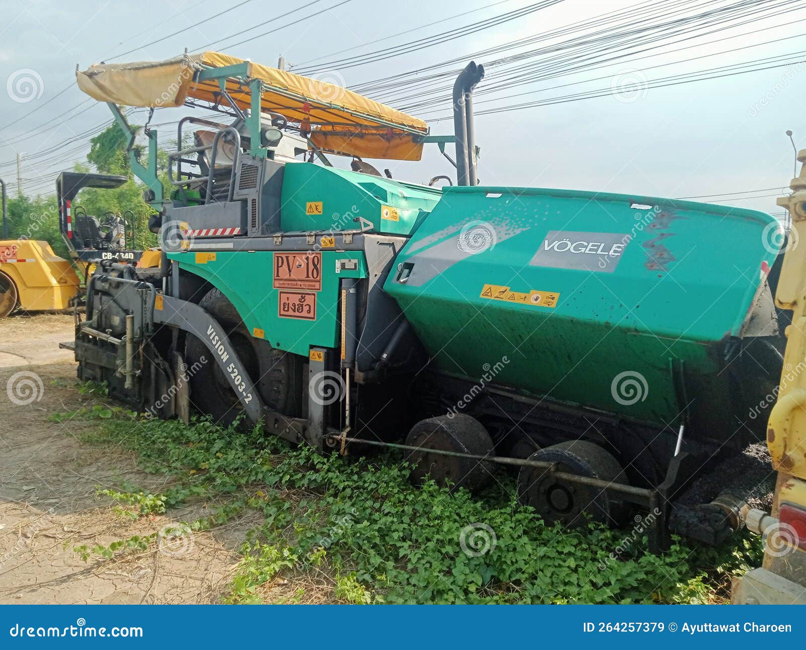 Wheeled Asphalt Compactor Paver Truck, A Paver (road Paver Finisher ...