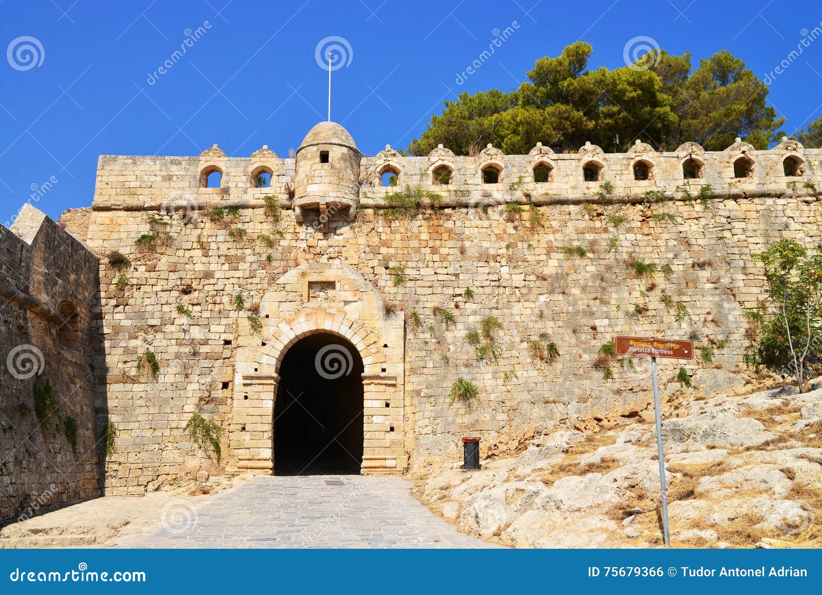 Voie De Base De Forteresse De Rethymno Fortezza Photo stock - Image du ...