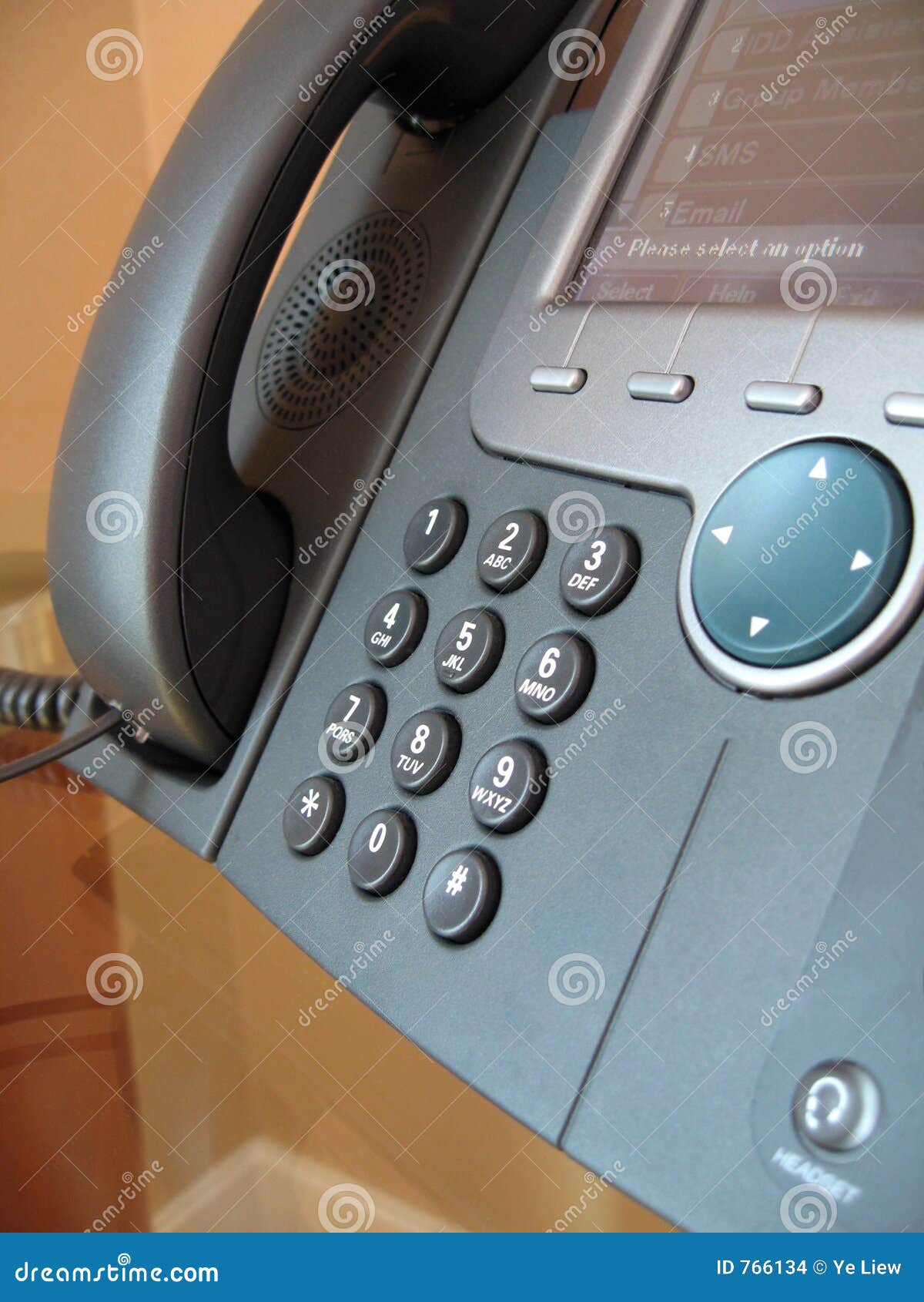 VOIP Telefon stockfoto. Bild von kommunizieren, bediener - 766134