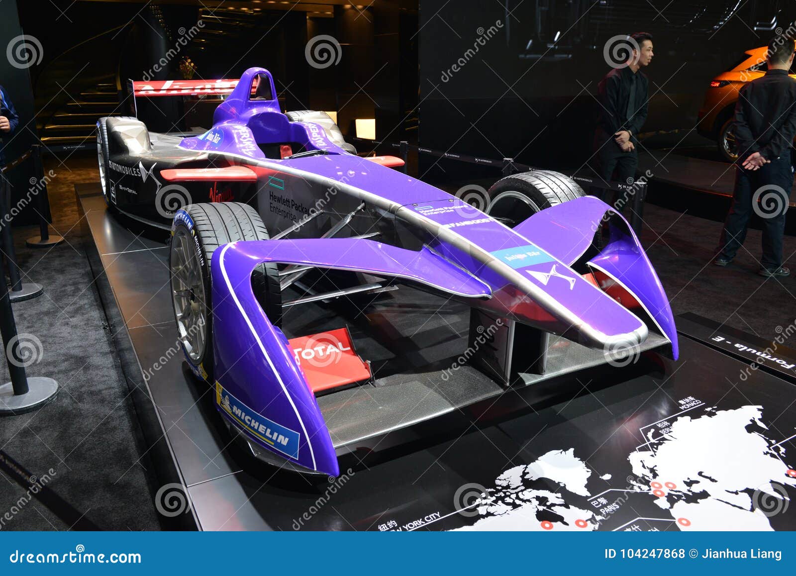 Voiture De Course De Citroen DS F1 Photo stock éditorial - Image du ...