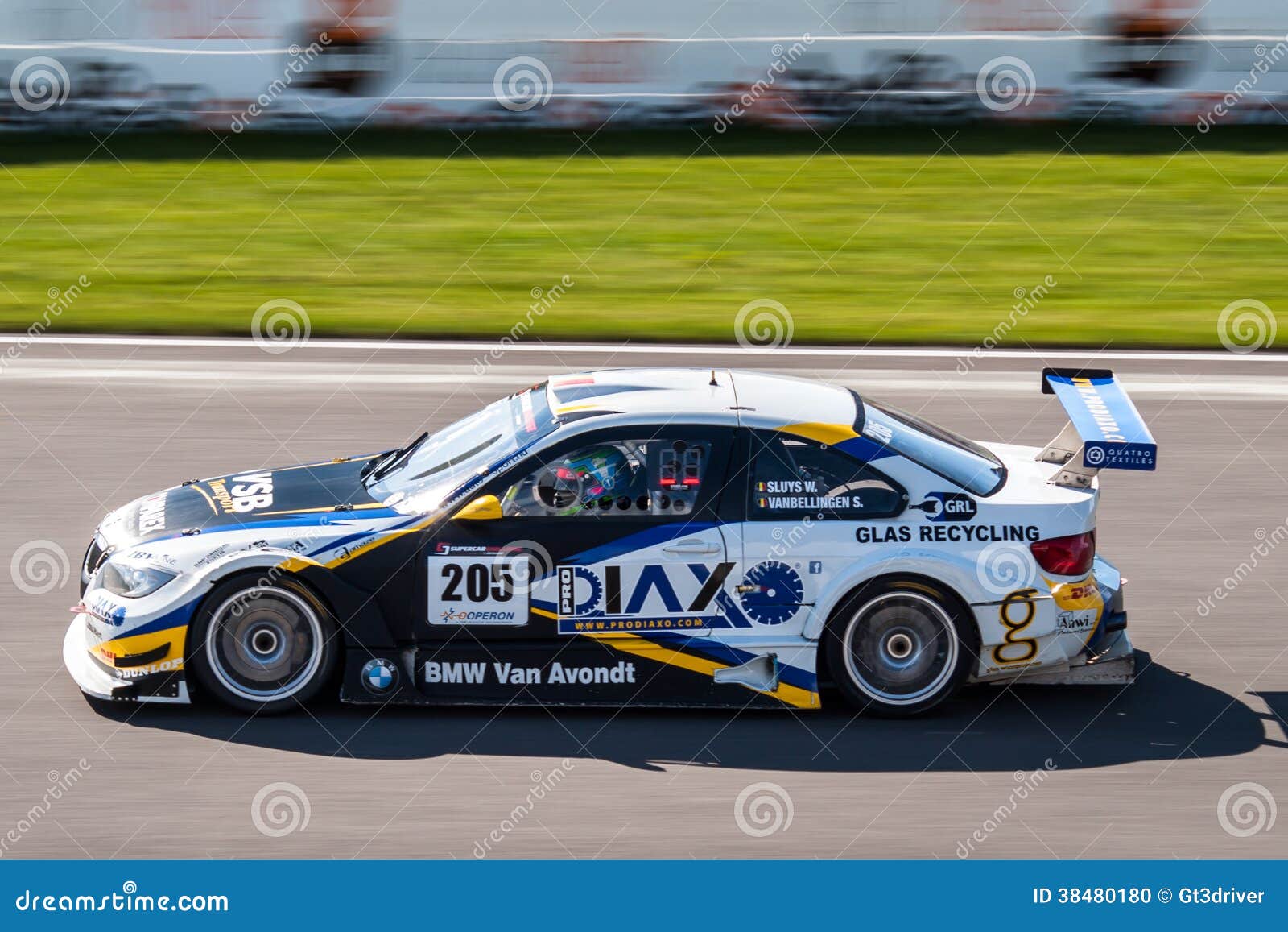 Voiture De Course De BMW M3 Image éditorial - Image du sport, véhicule ...