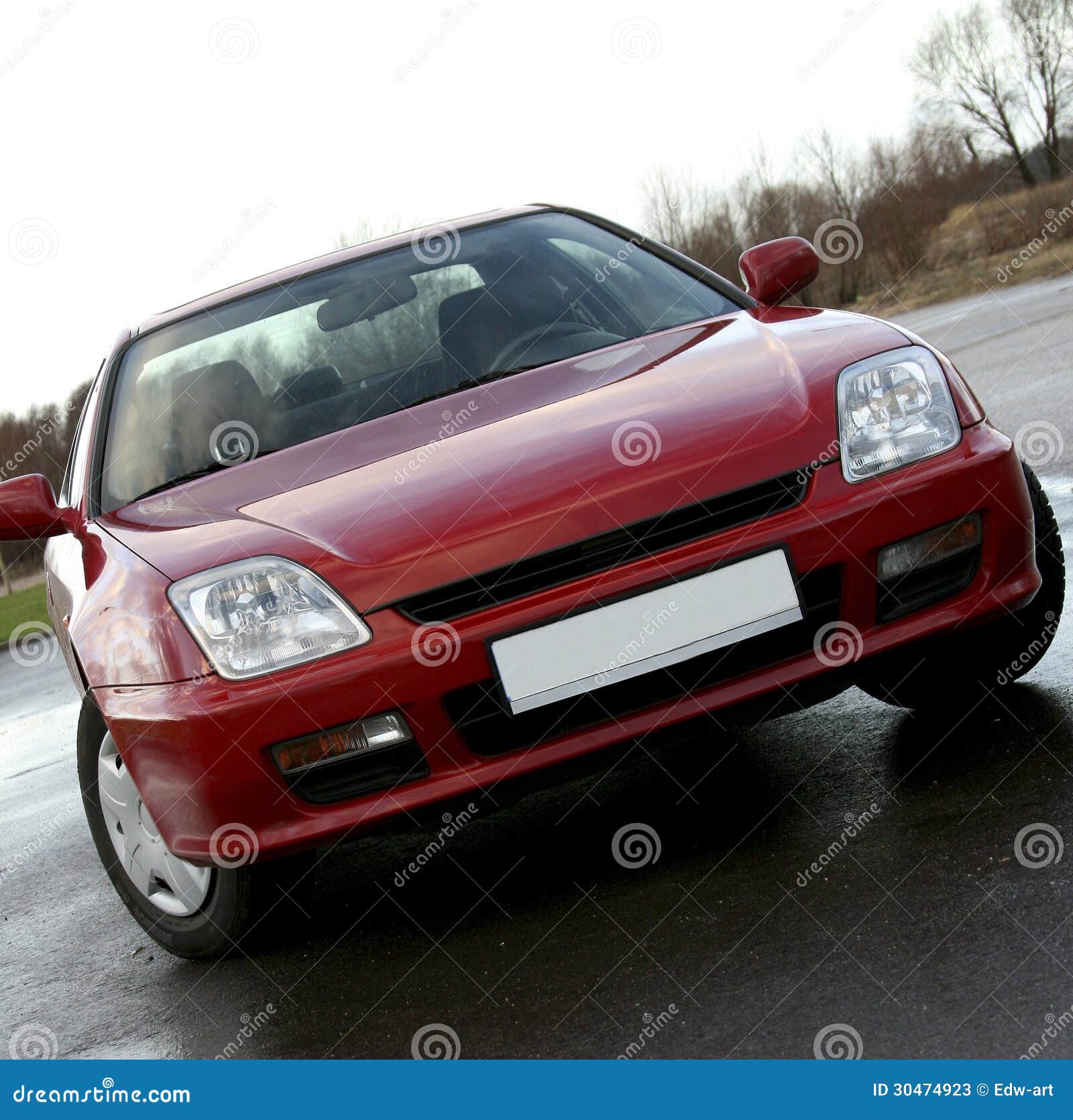 Voiture De Rouge De Vue De Face Image stock - Image du brillant, moteur ...