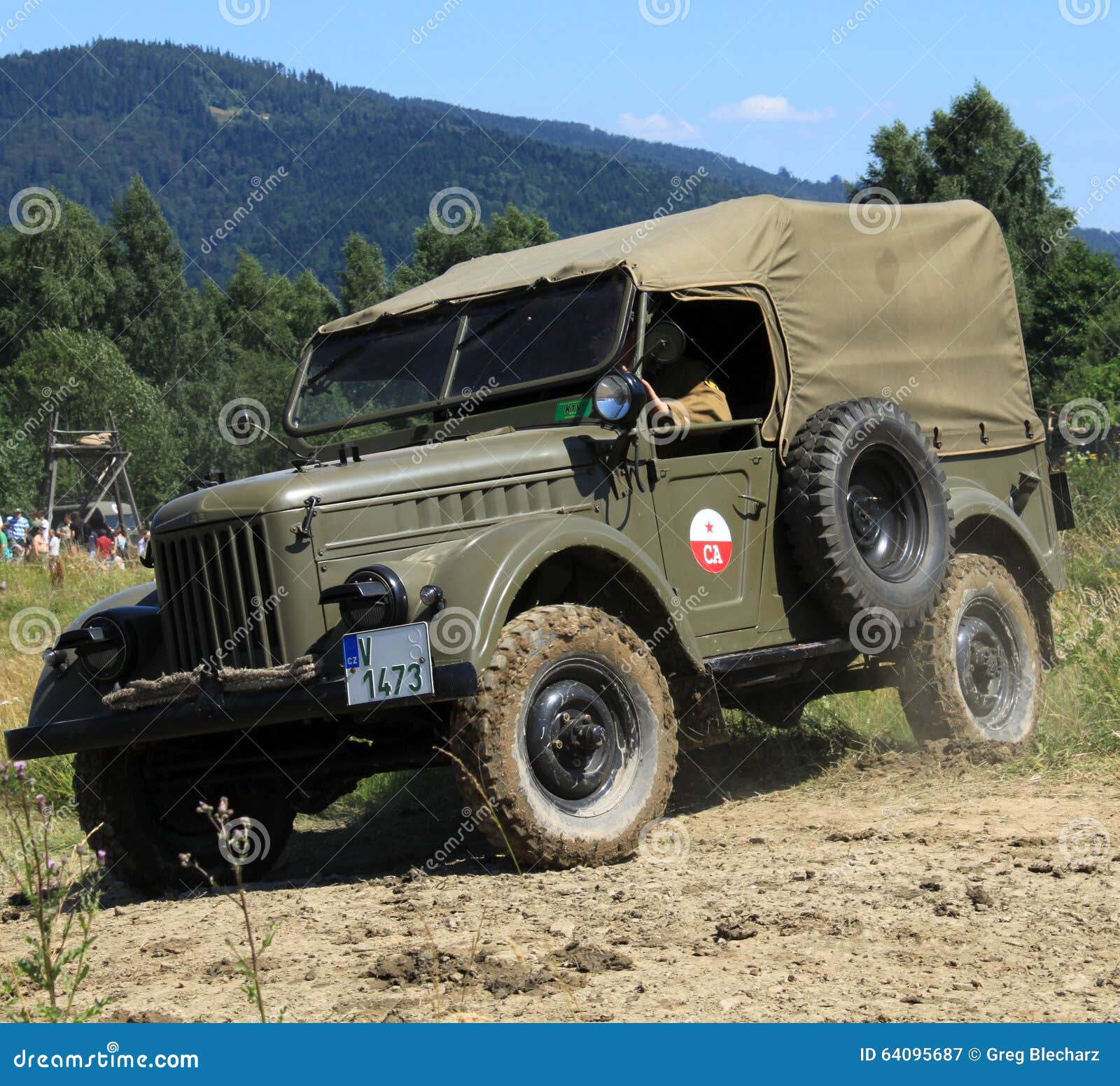 Voiture Gaz 69 d'armée photographie éditorial. Image du ligne - 64095687