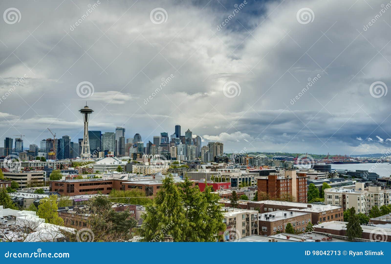 Volatile Spring Skies Over Seattle Skyline Stock Image - Image of port ...