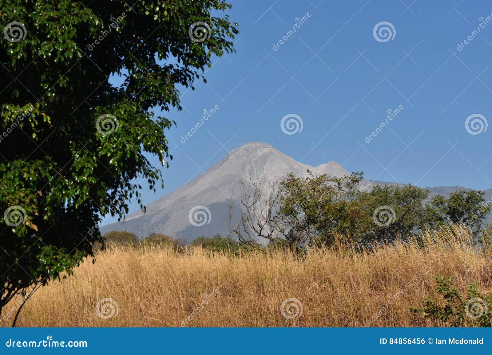 Volcan De Colima - Volcan De Colima Photo stock - Image du actif ...