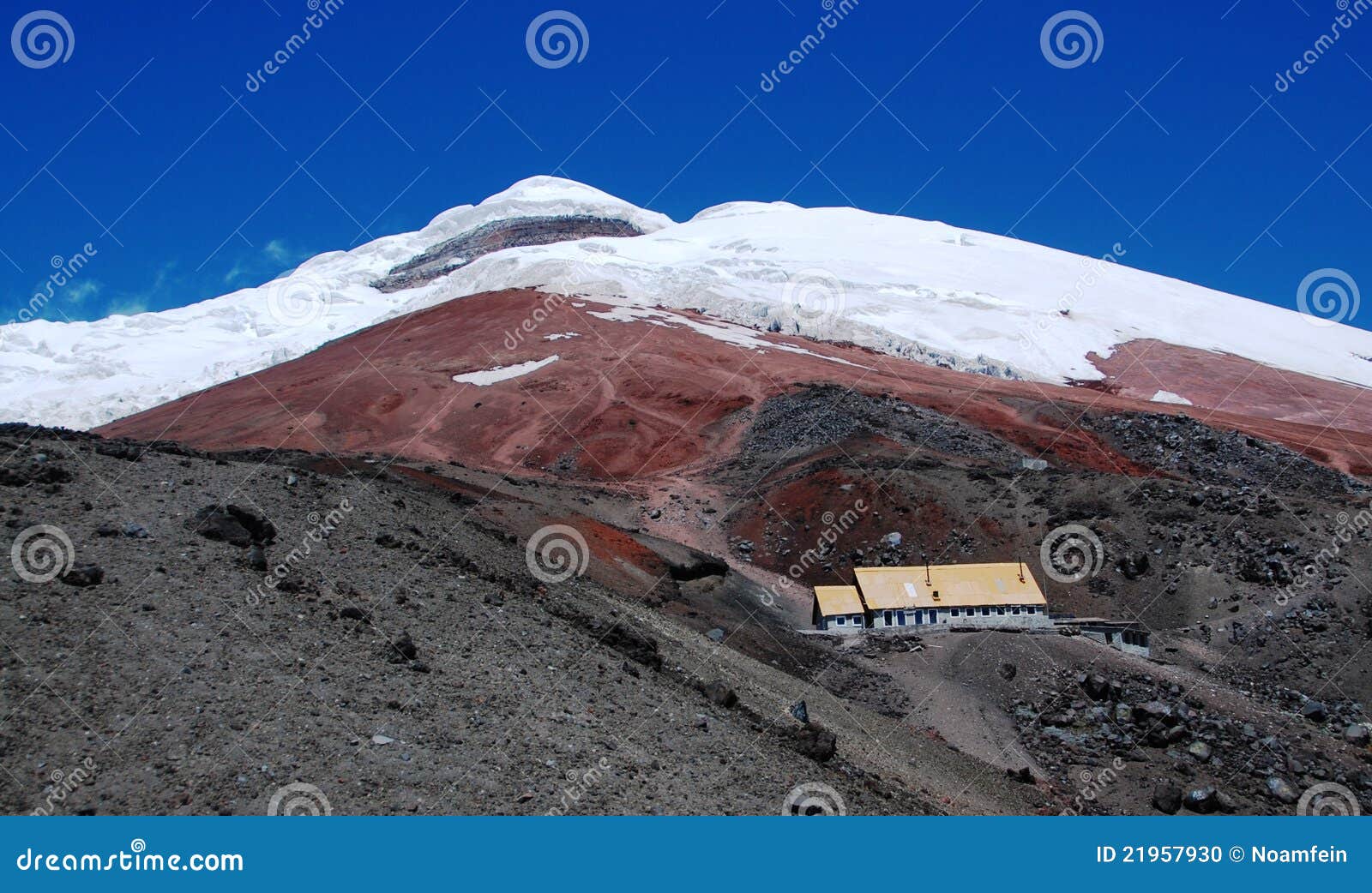 Volcano covered with snow stock photo. Image of adventure - 21957930