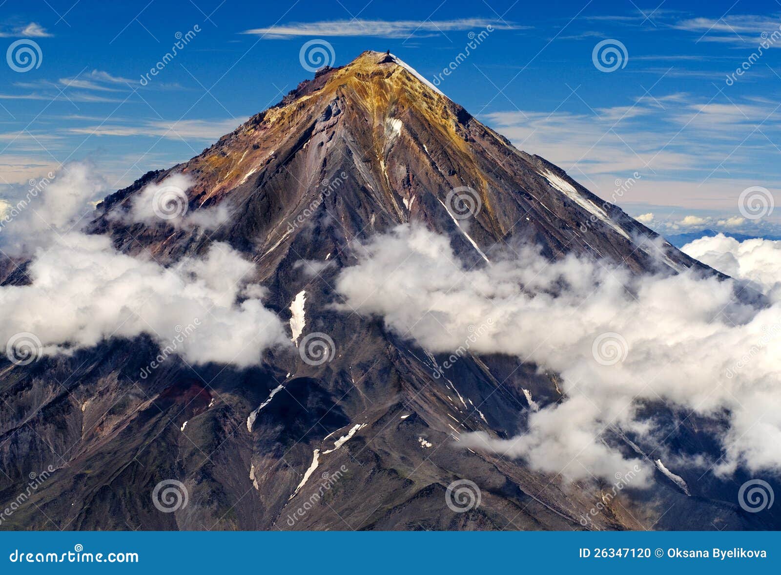 Volcano on the Kamchatka stock photo. Image of group - 26347120