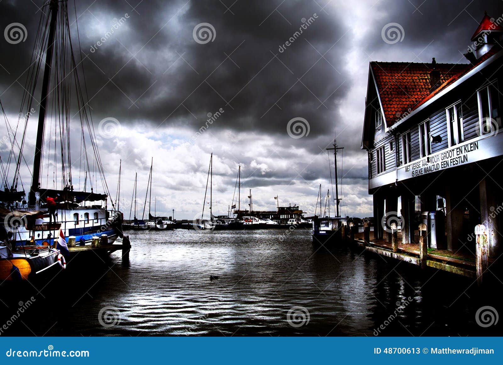 Volendam Harbour editorial stock photo. Image of dock - 48700613