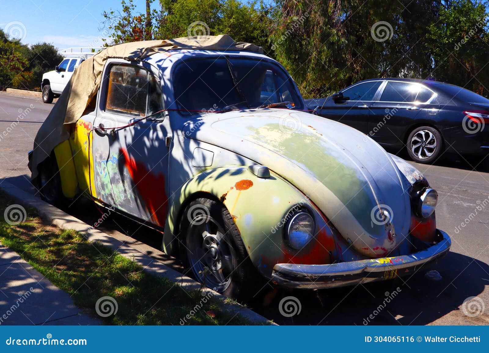 Volkswagen Beetle, Old Rusty Car Editorial Photo - Image of paint ...