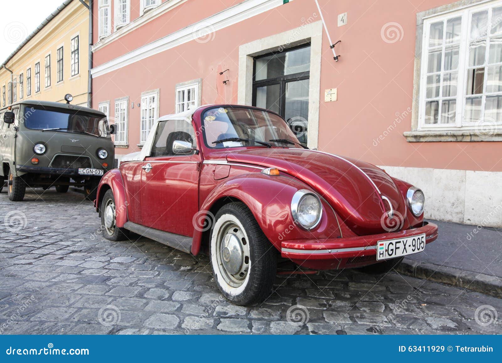 Volkswagen Beetle rojo imagen de archivo editorial. Imagen de ...