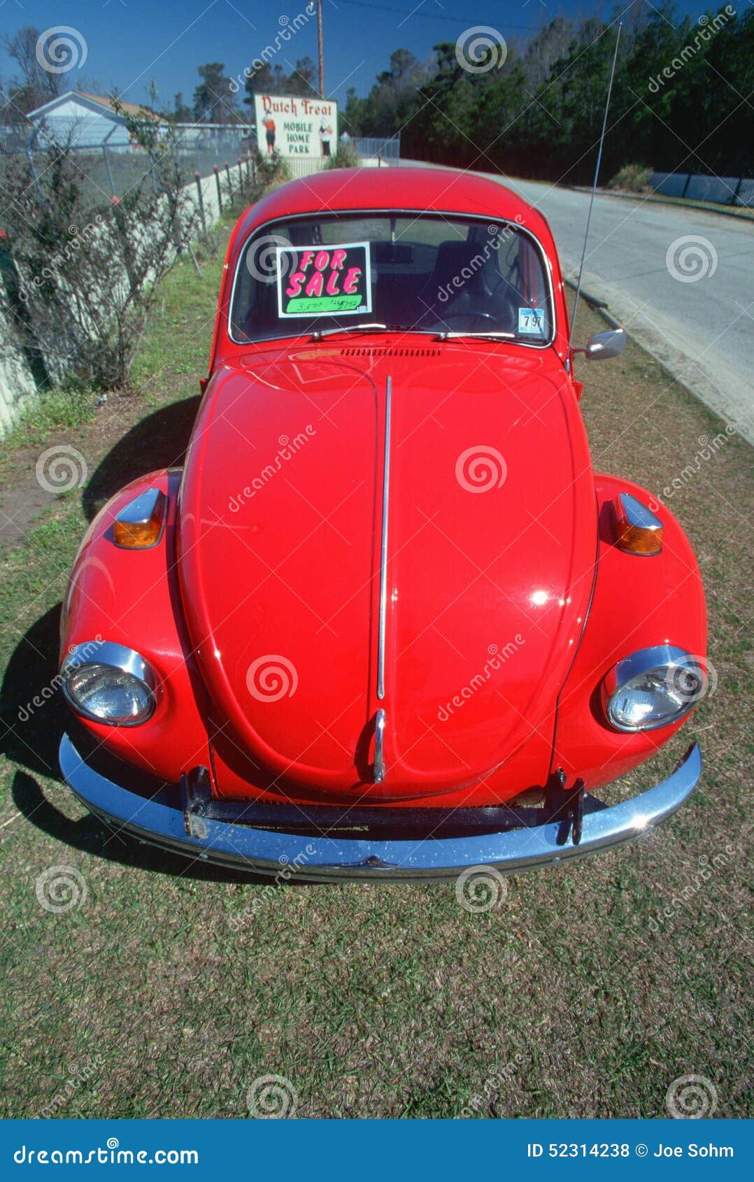 Volkswagen Beetle Rouge à Vendre Photo stock éditorial - Image du états ...