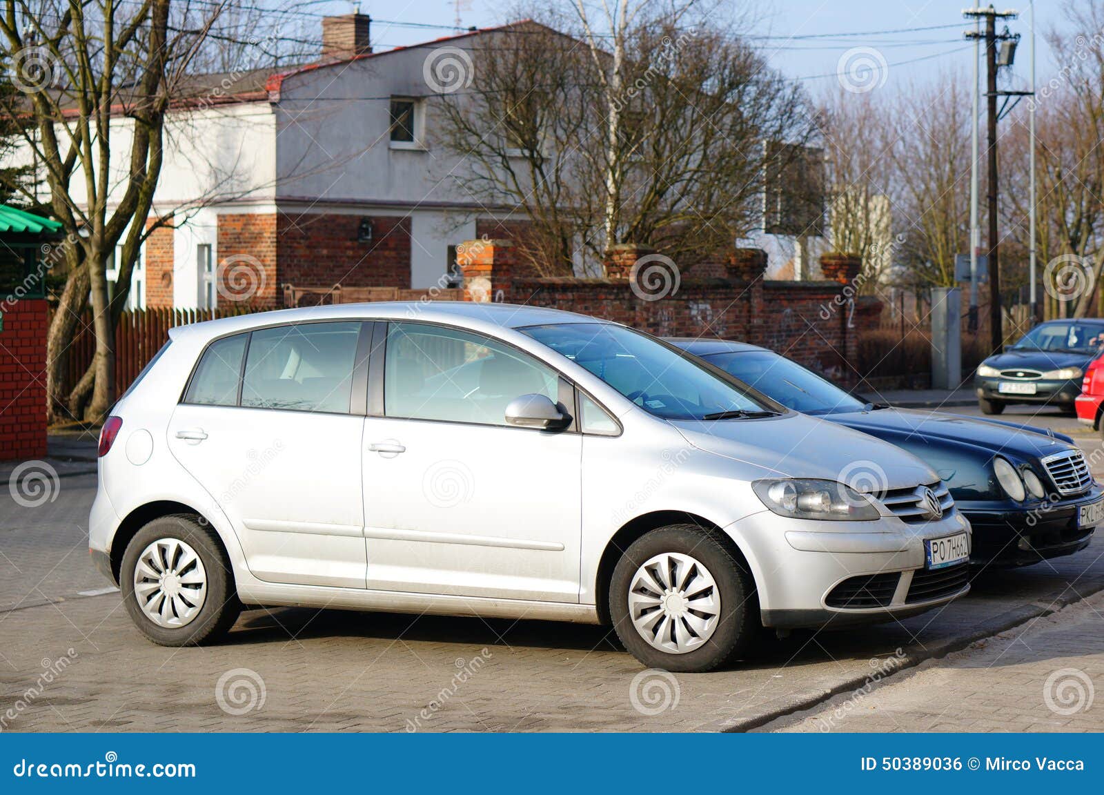Volkswagen Golf Plus editorial photo. Image of volkswagen - 50389036