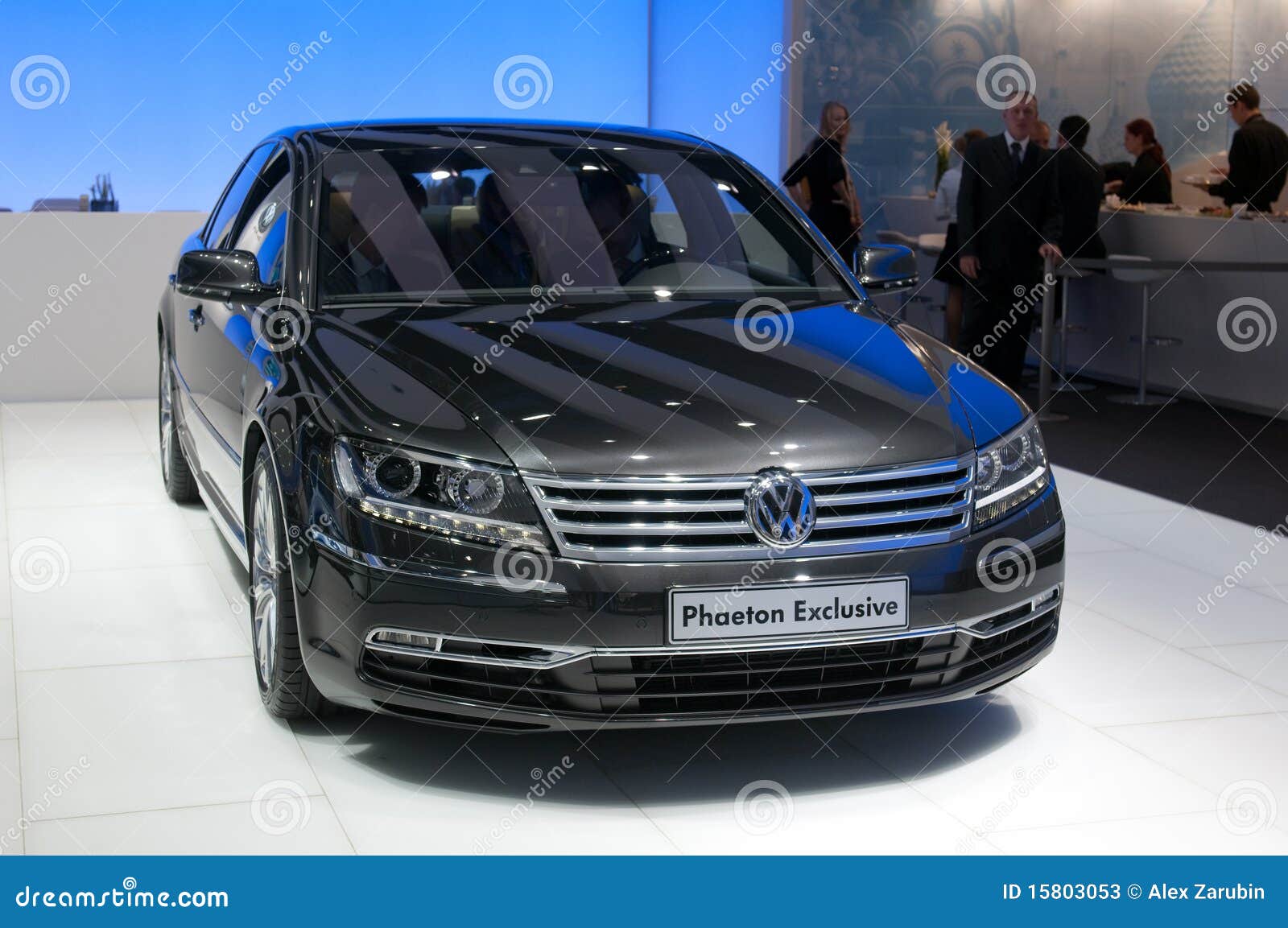 Volkswagen Phaeton Exclusive - European Premiere Editorial Stock Photo ...
