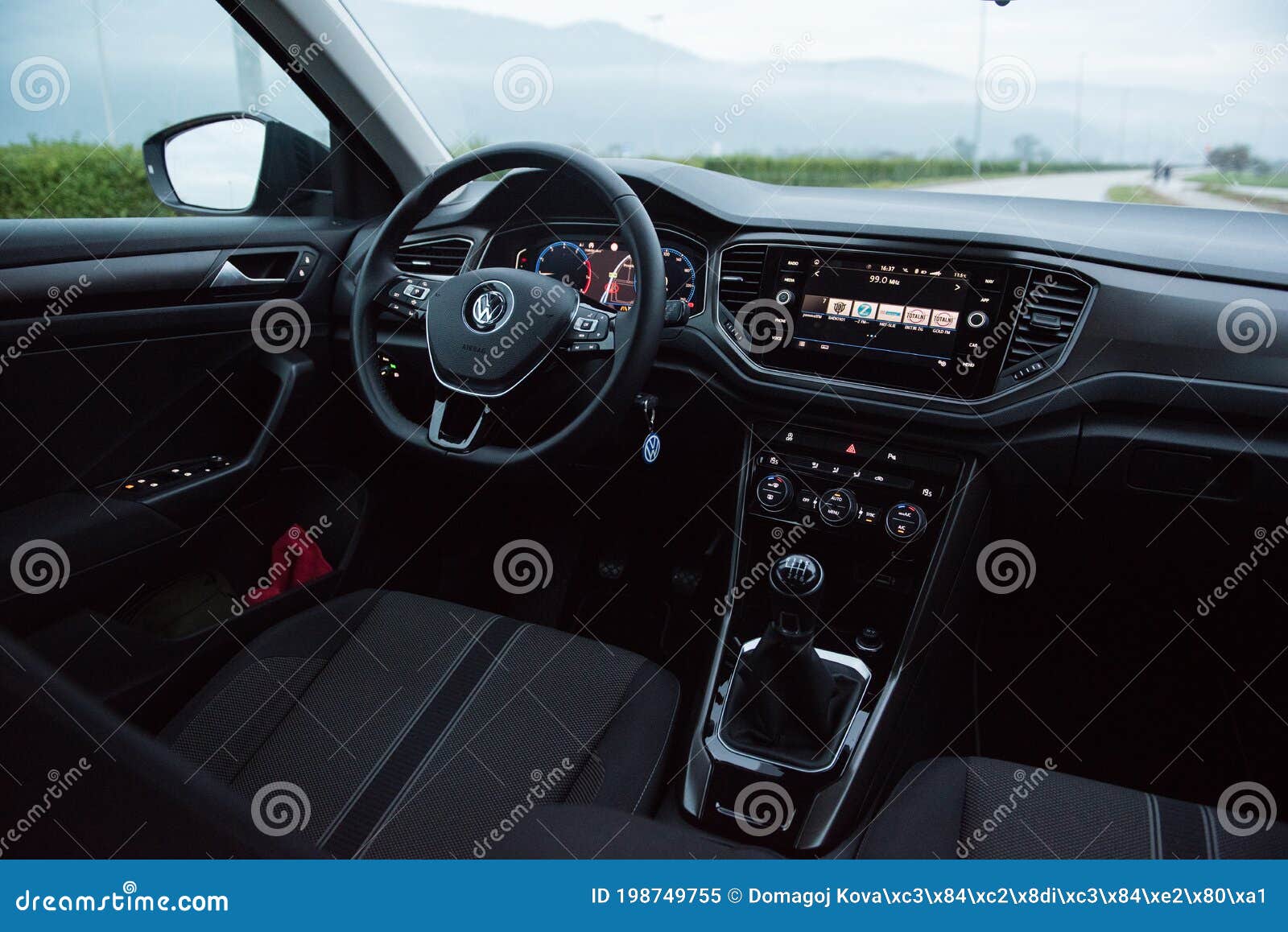 Volkswagen-troc Innendetails Mit Lenkrad Redaktionelles Bild - Bild von ...