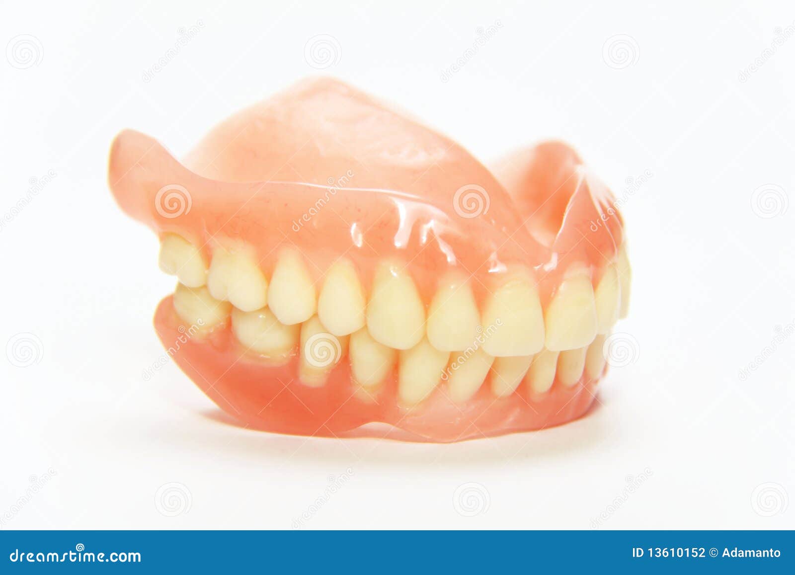 Volledig gebit stock foto. Image of lager, plaat, totaal - 13610152