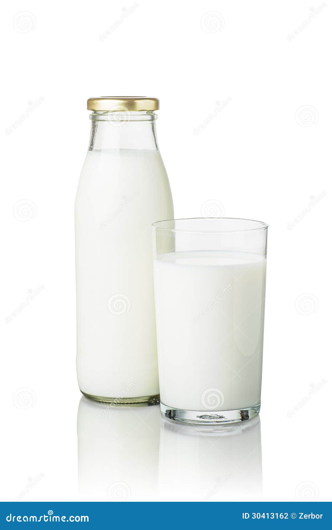 Volledige Melkfles En Een Glas Melk Stock Foto - Image of organisch ...