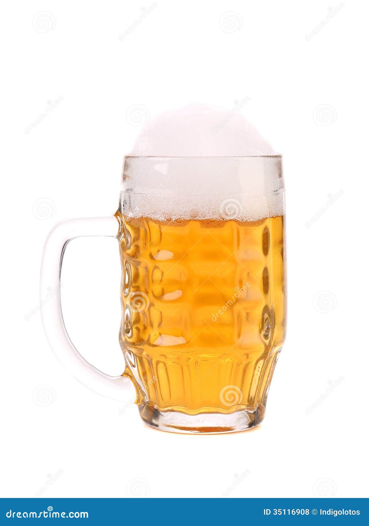 Voller Becher Bier Mit Schaum. Stockfoto - Bild von getrennt, glas ...