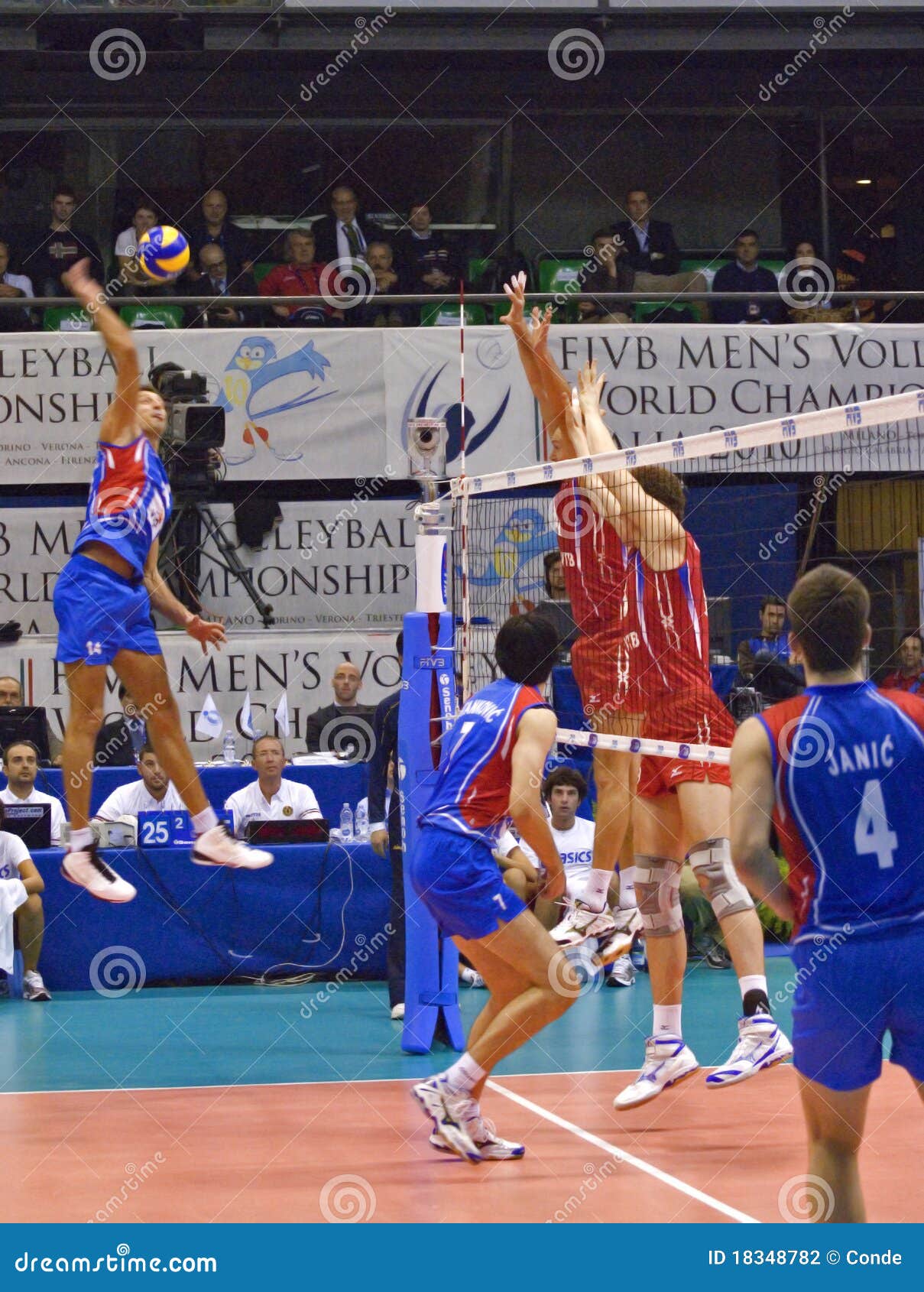 Volley Game. Ofensive Action Editorial Photography - Image of audience ...