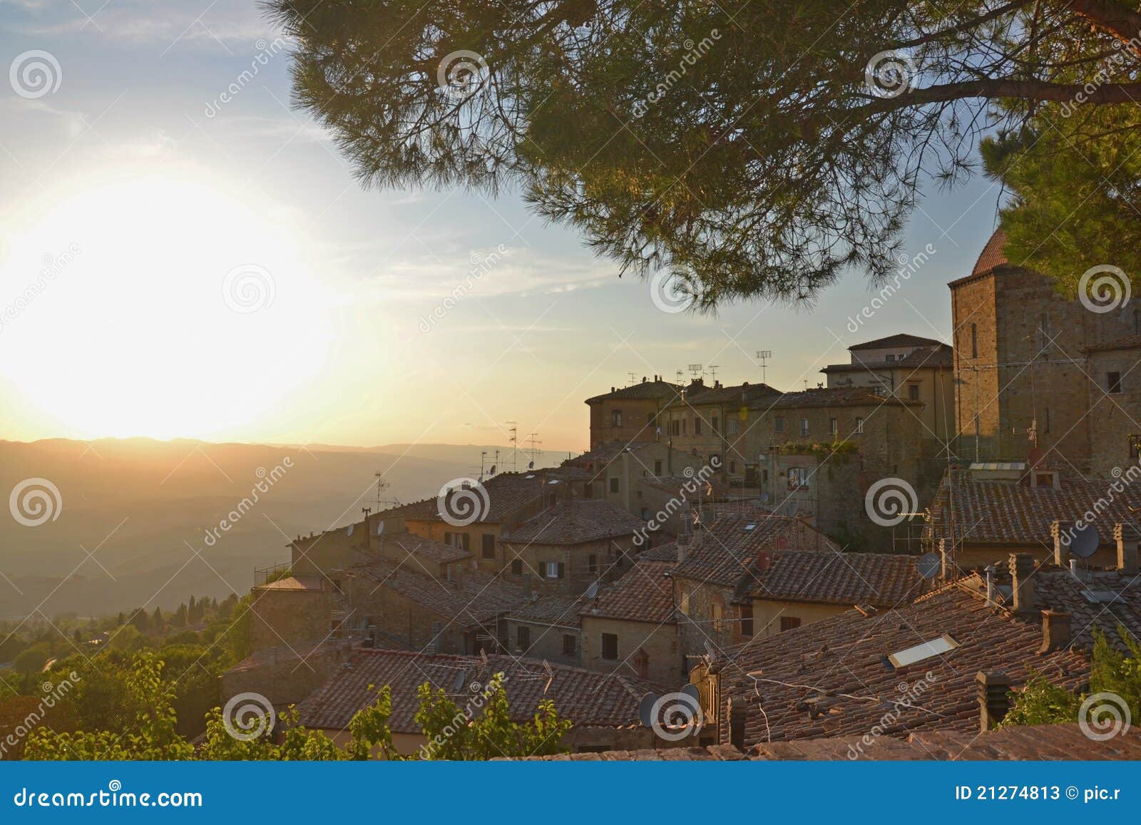 Volterra, Tuscany stock image. Image of bricks, houses - 21274813