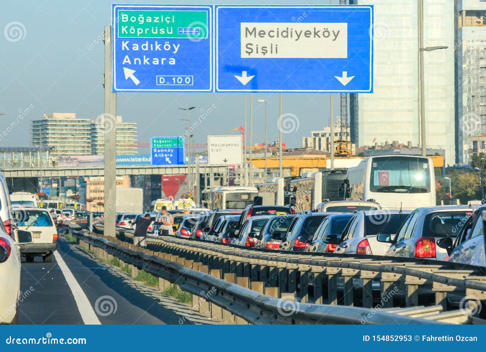 Volume of Traffic and Congestion in Istanbul Editorial Stock Photo ...