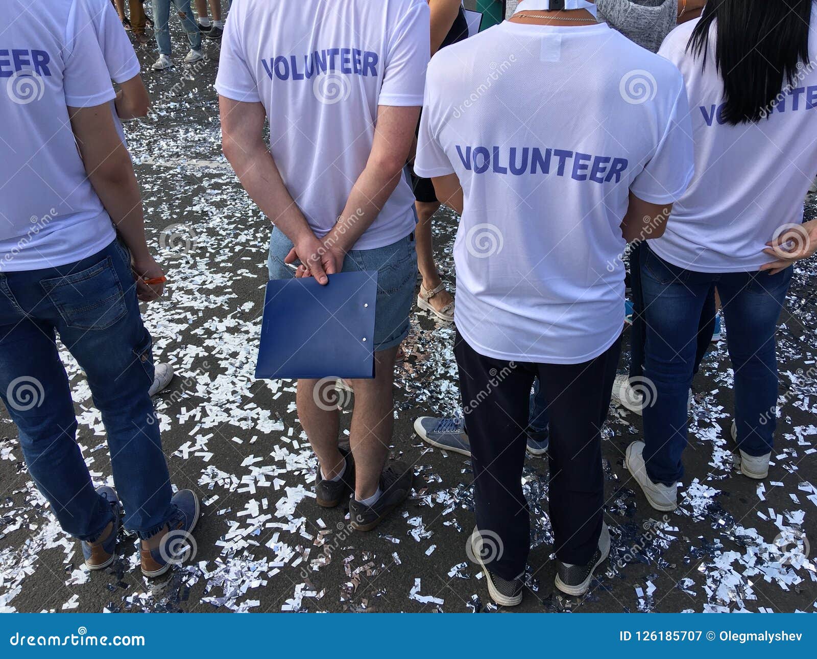 Volunteer Workers at Marathon Run Editorial Photography - Image of boys ...